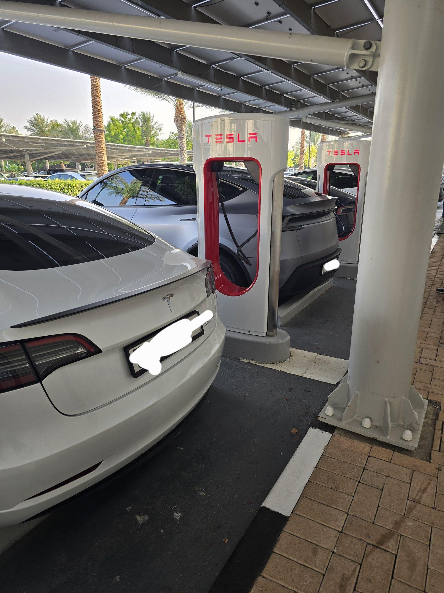 The Meadows Village | Dubai, Dubai | EV Station