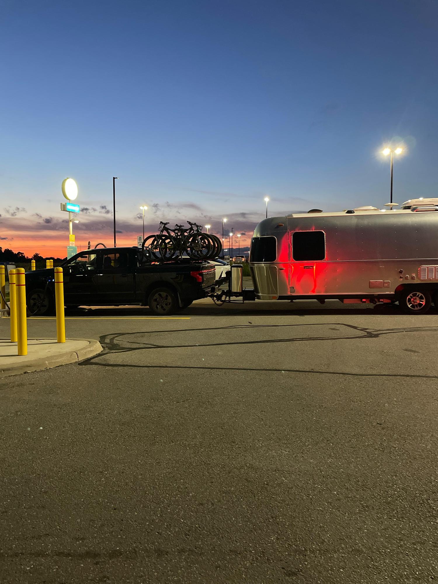 ONroute King City | Vaughan, ON | EV Station