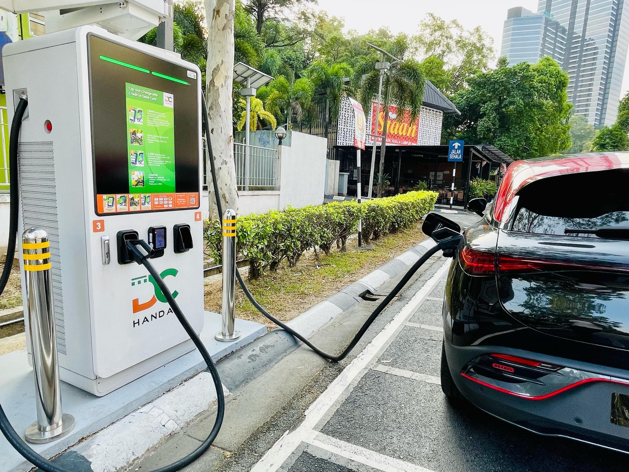 Menara MATRADE West Wing by DC Handal [2 x 200 kW | 4 DCs] | Kuala ...