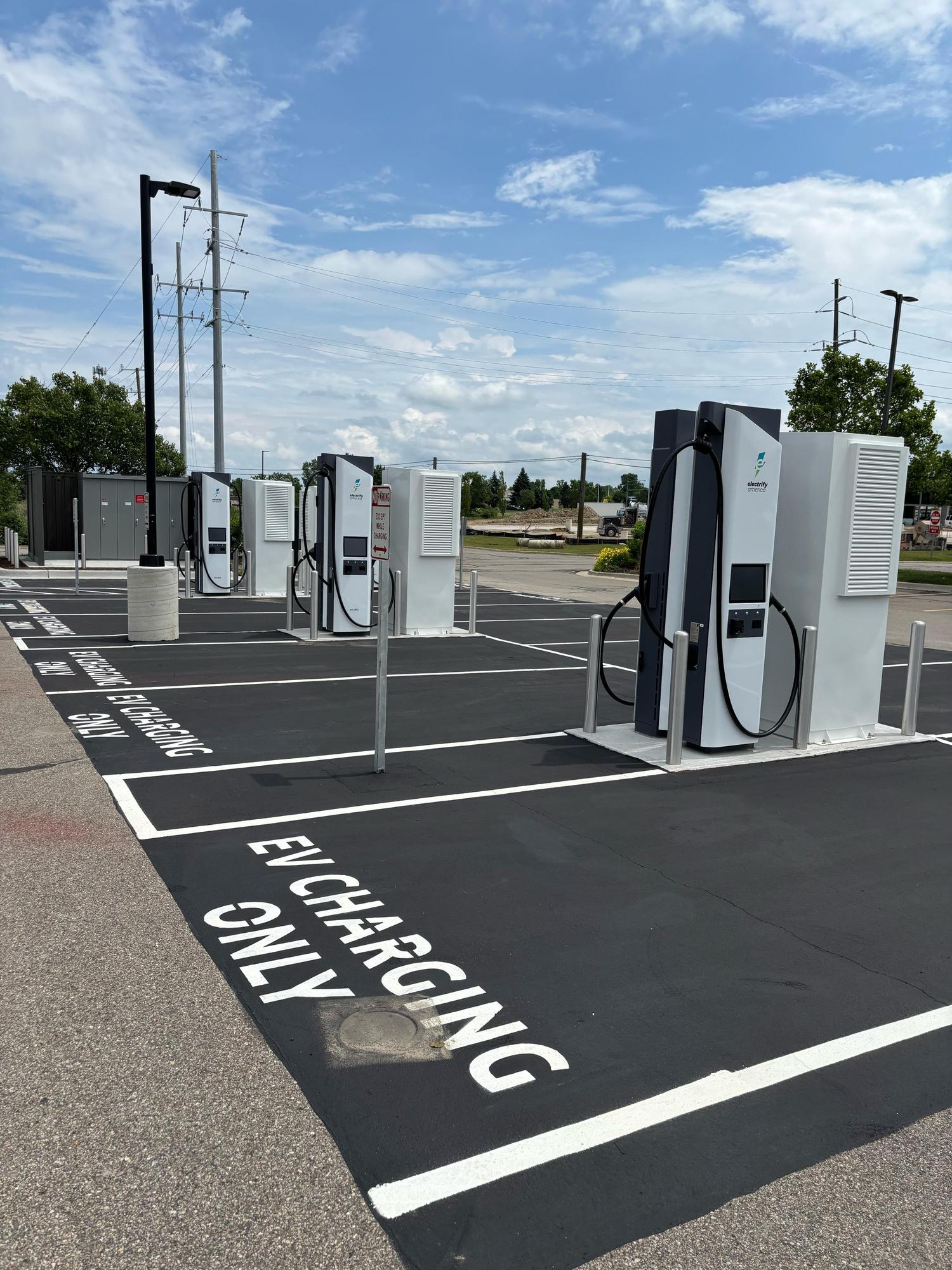 Target Ann Arbor | Ann Arbor, MI | EV Station