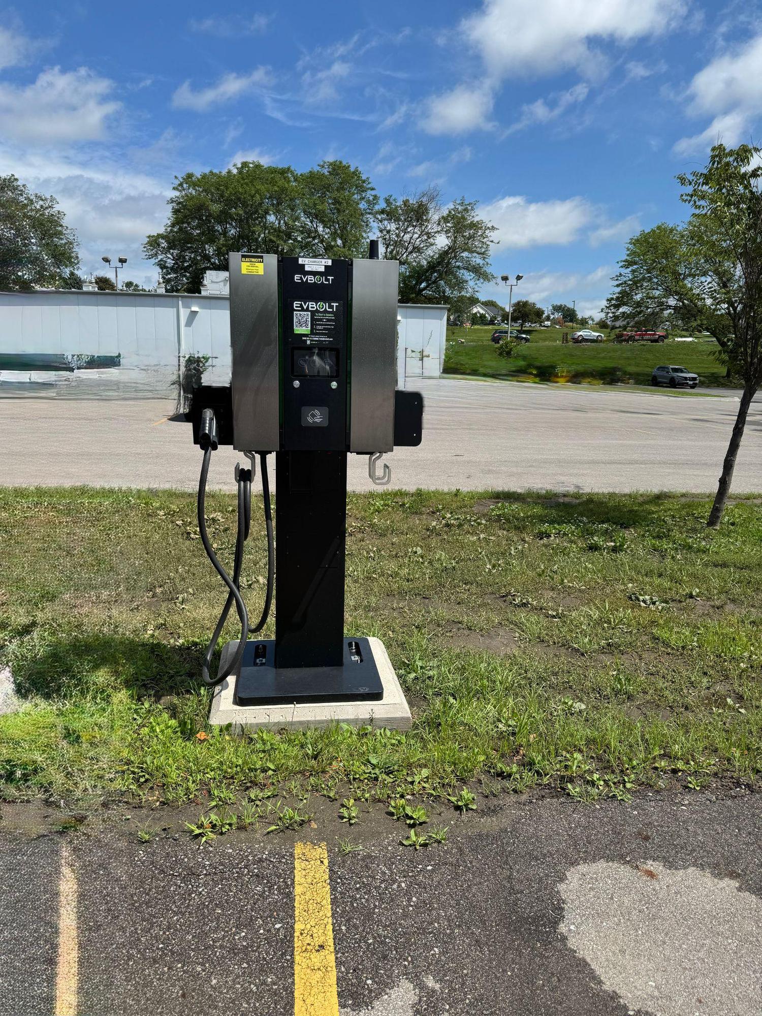 Smart Honda of Des Moines | Clive, IA | EV Station