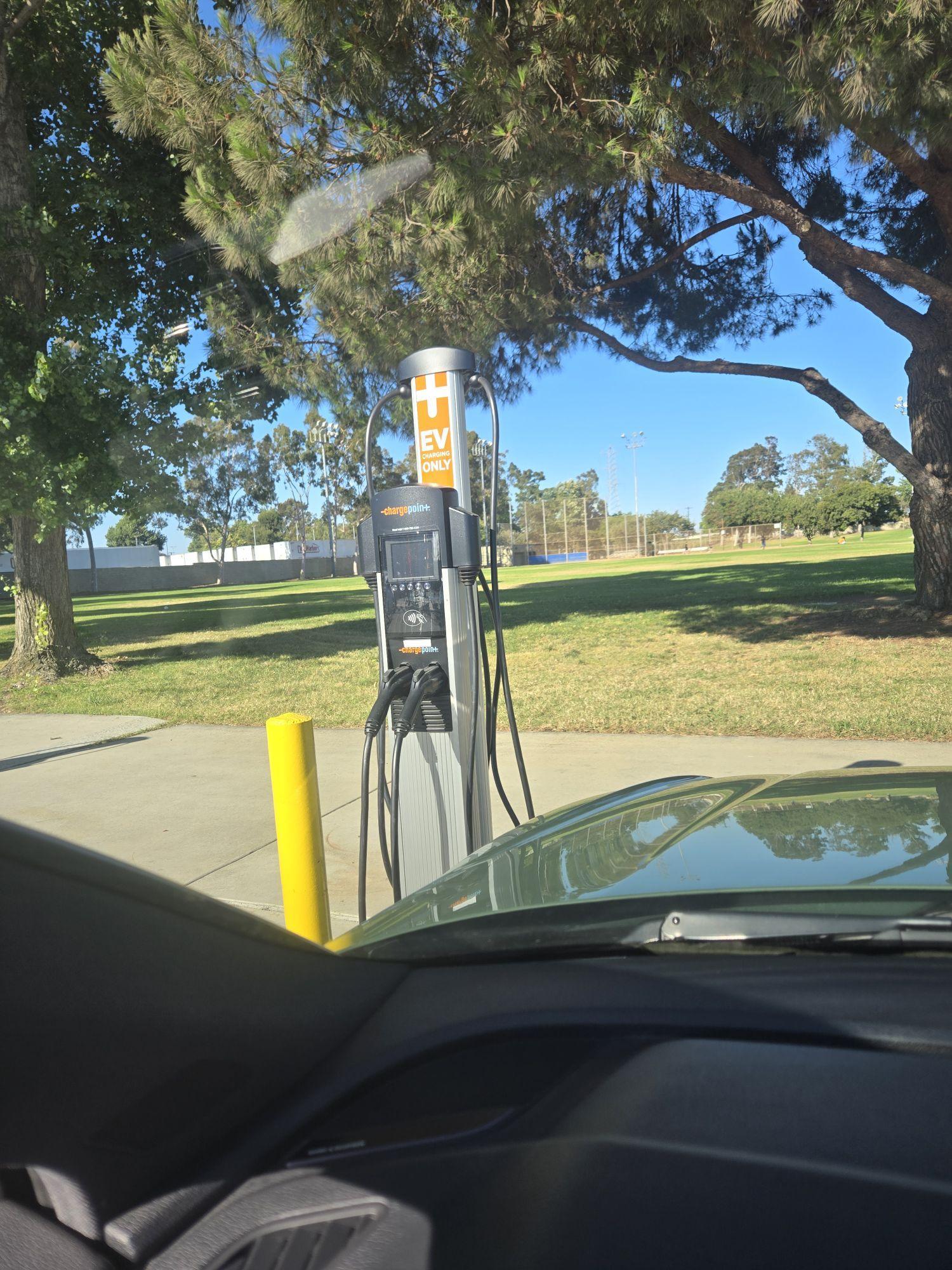Hemingway Park | Carson, CA | EV Station