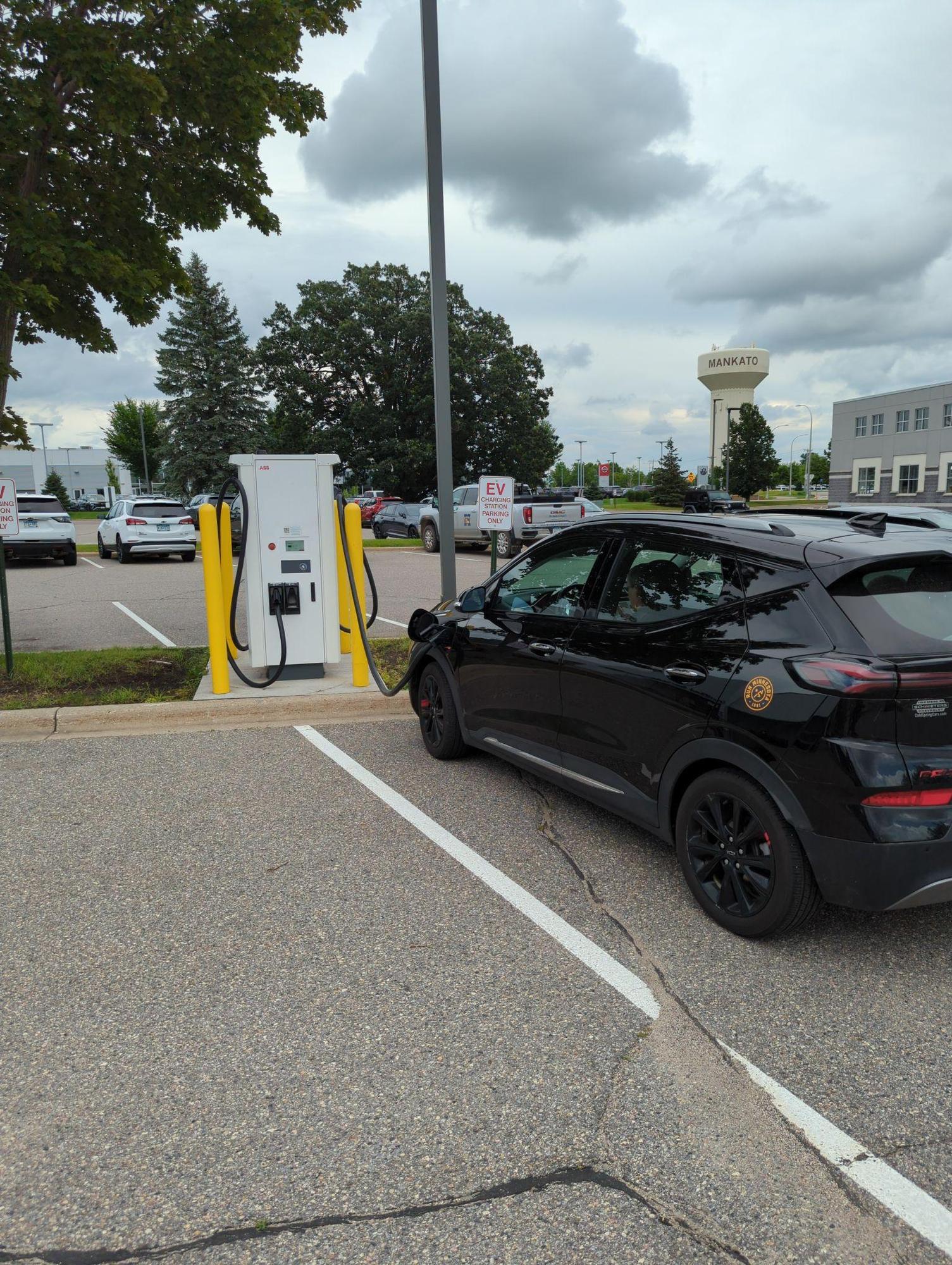 Snell Motors - Buick GMC | Mankato, MN | EV Station