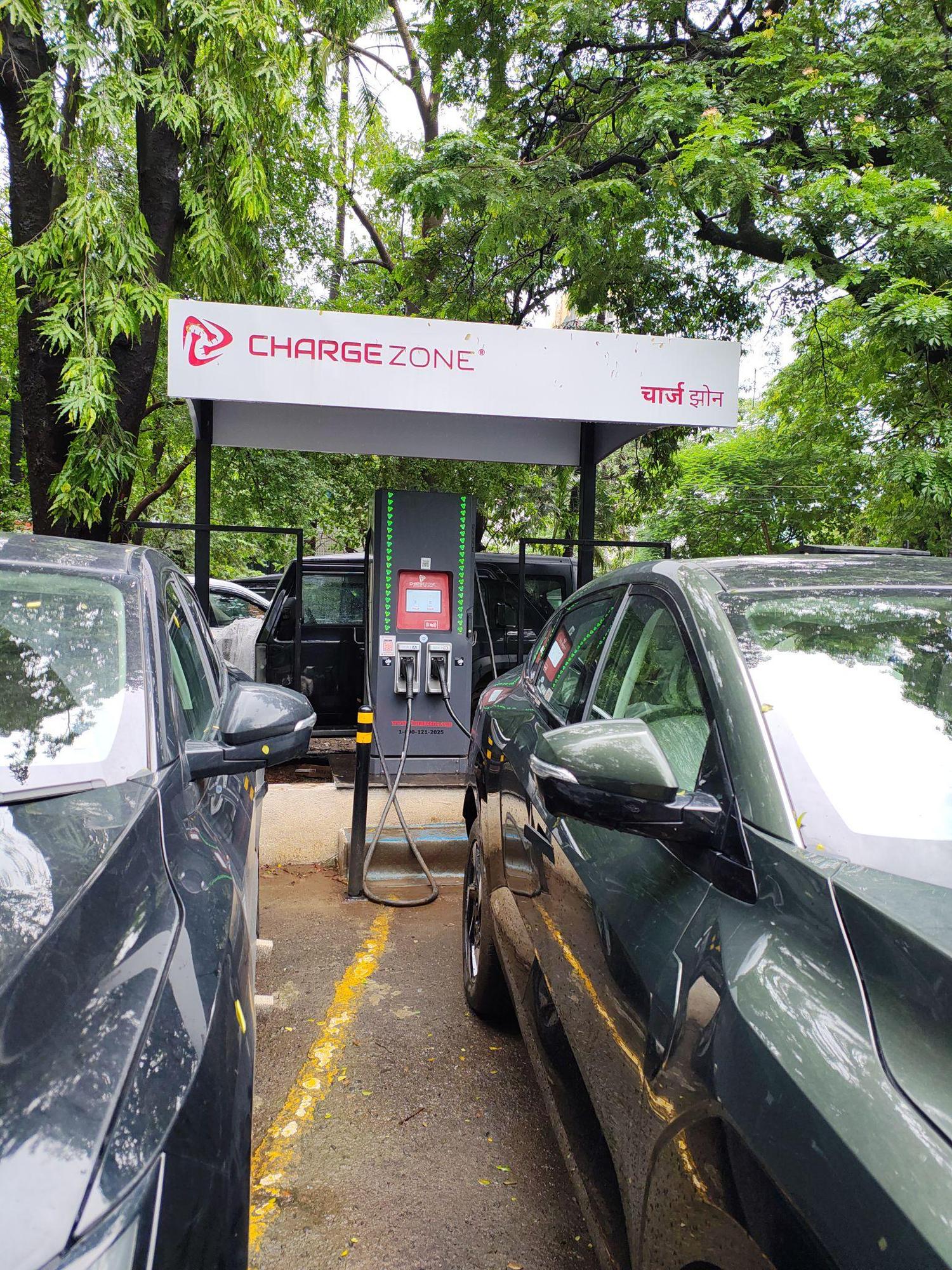 Modi Mahindra Chargezone | Thane, MH | EV Station