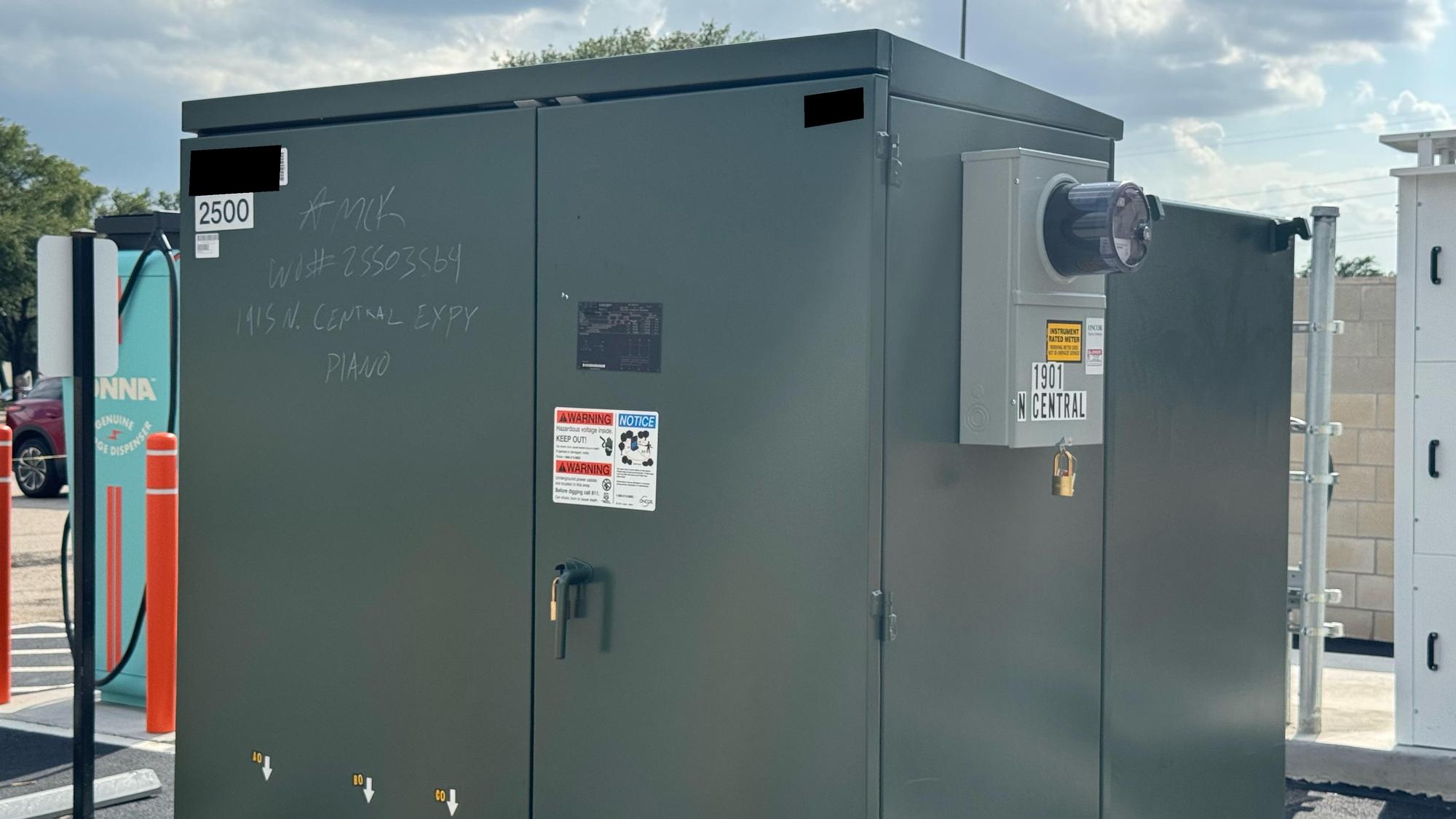 IONNA Plano, TX Rechargery Relay - N Central Expy | Plano, TX | EV Station