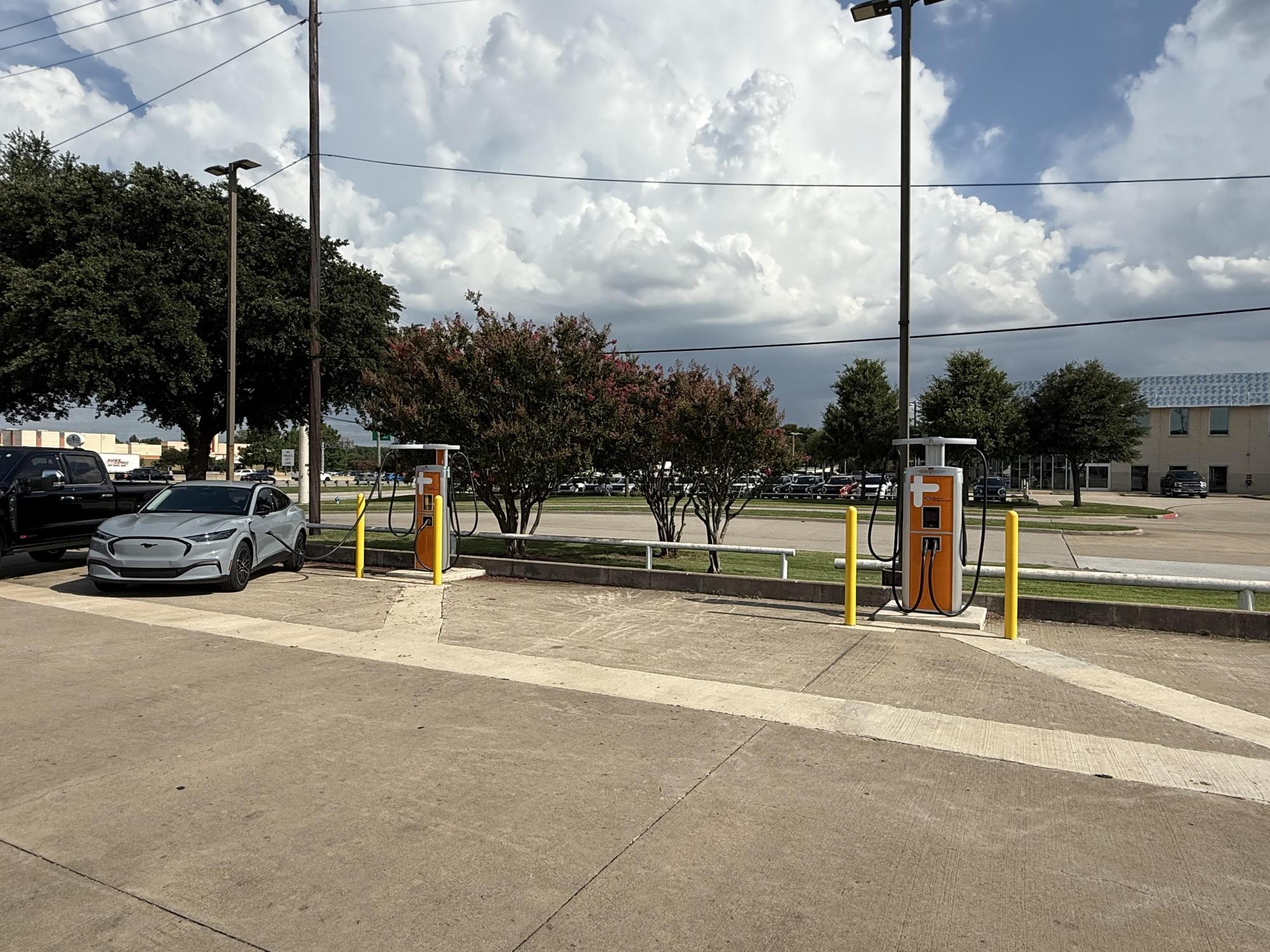 Bob Tomes Ford | McKinney, TX | EV Station