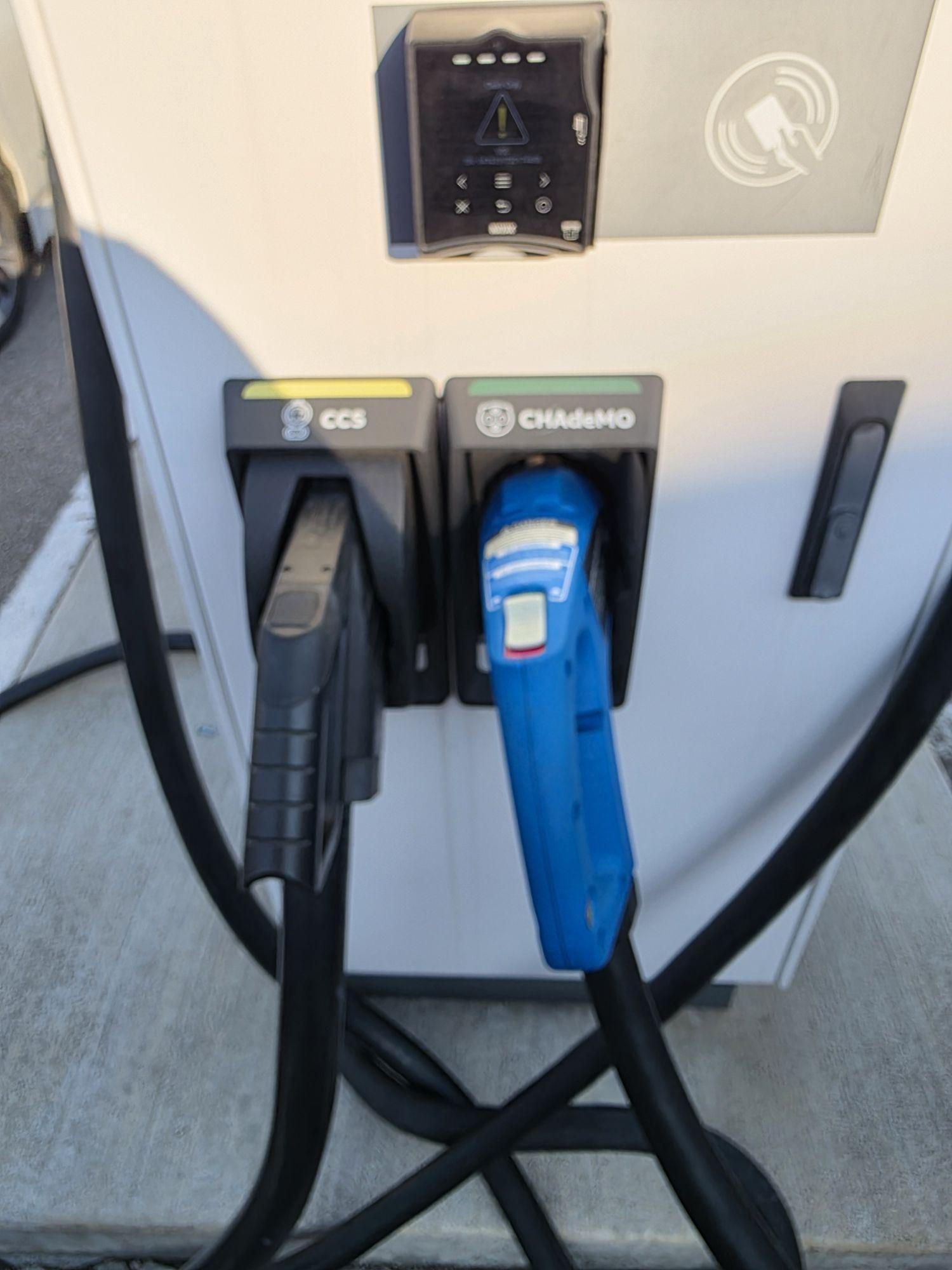 Jeff Wyler Kings Nissan (2) | Cincinnati, OH | EV Station