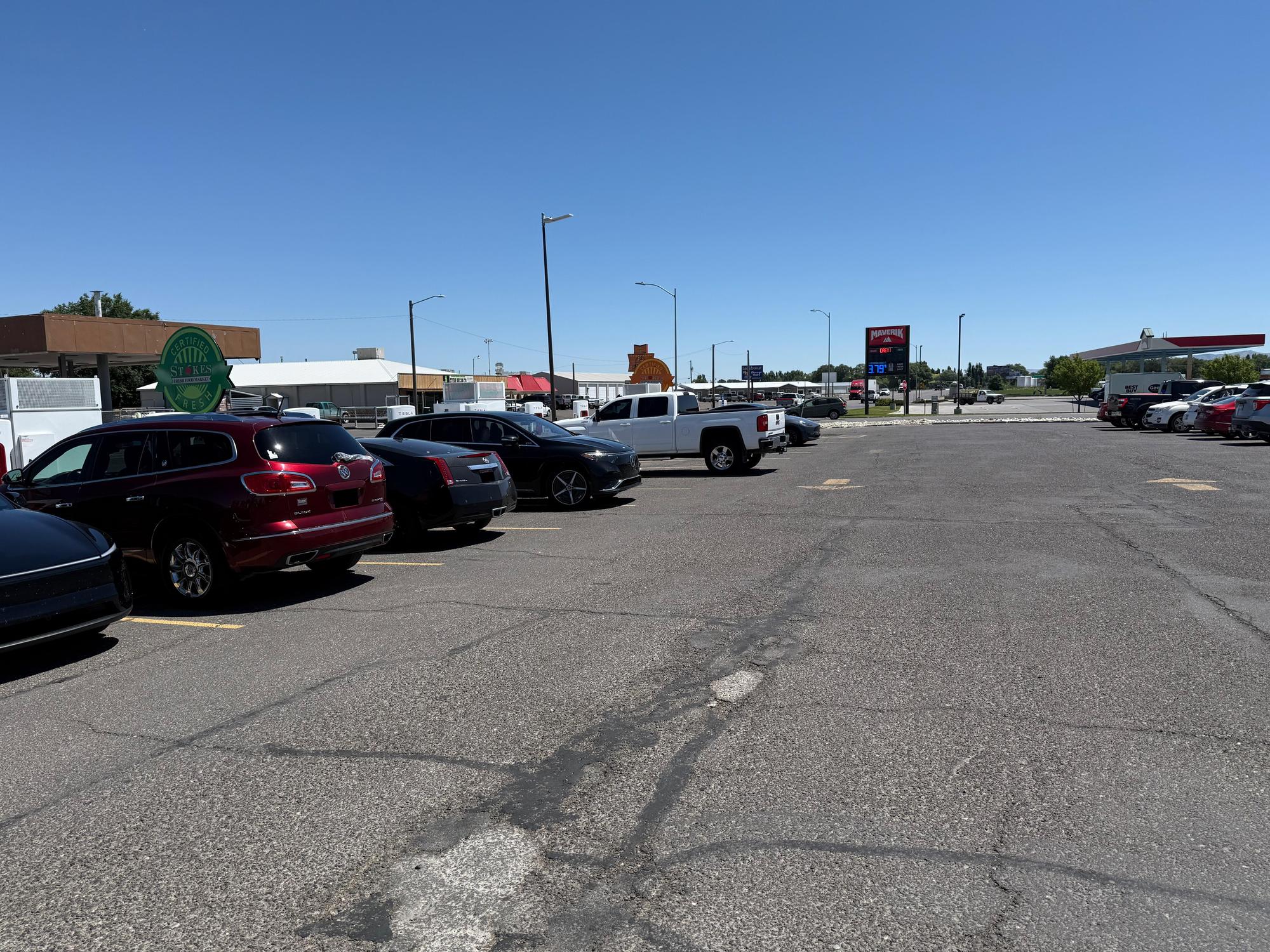 Stokes Fresh Food Market | Burley, ID | EV Station