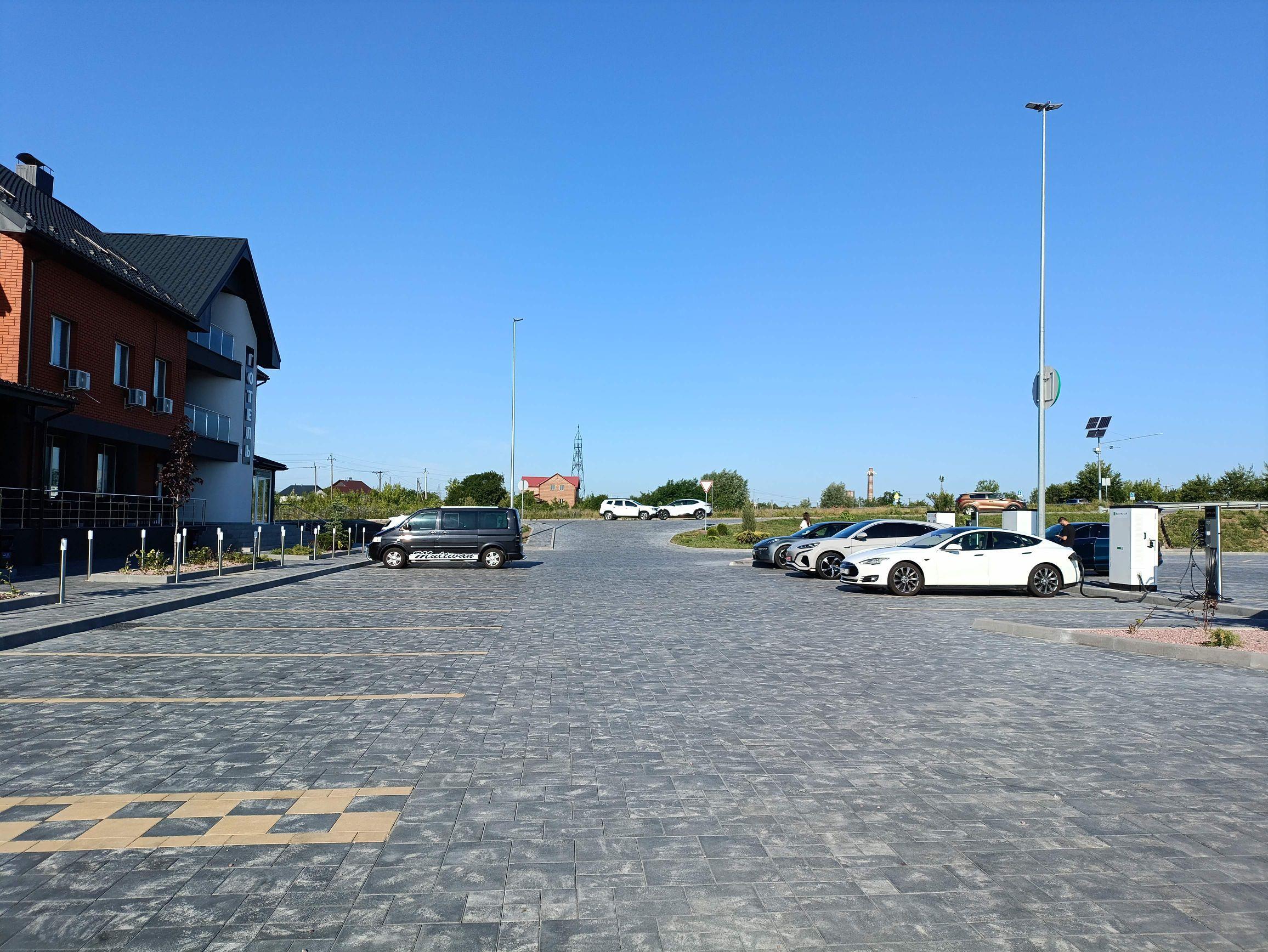 6423 Готельний комплекс Гарбуз | Zviahel, Zhytomyr Oblast | EV Station