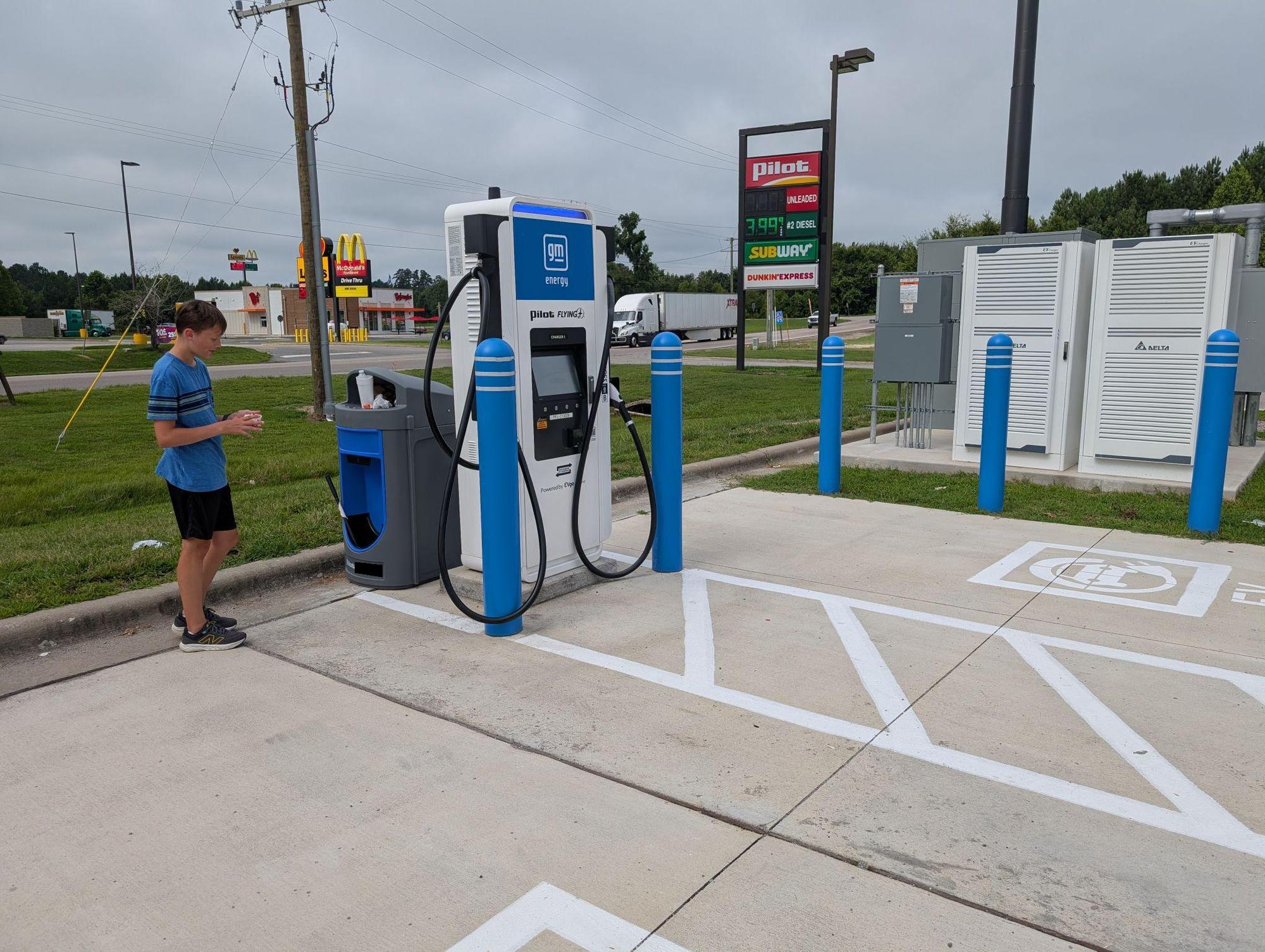 Pilot Travel Center Skippers | Skippers, VA | EV Station