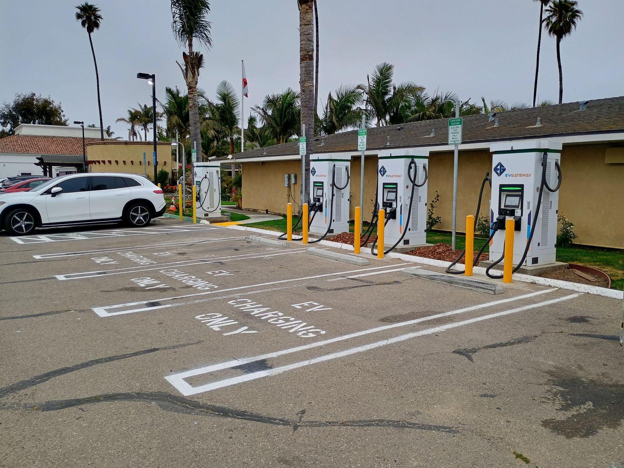 Travelodge by Wyndham Santa Maria (2) | Santa Maria, CA | EV Station
