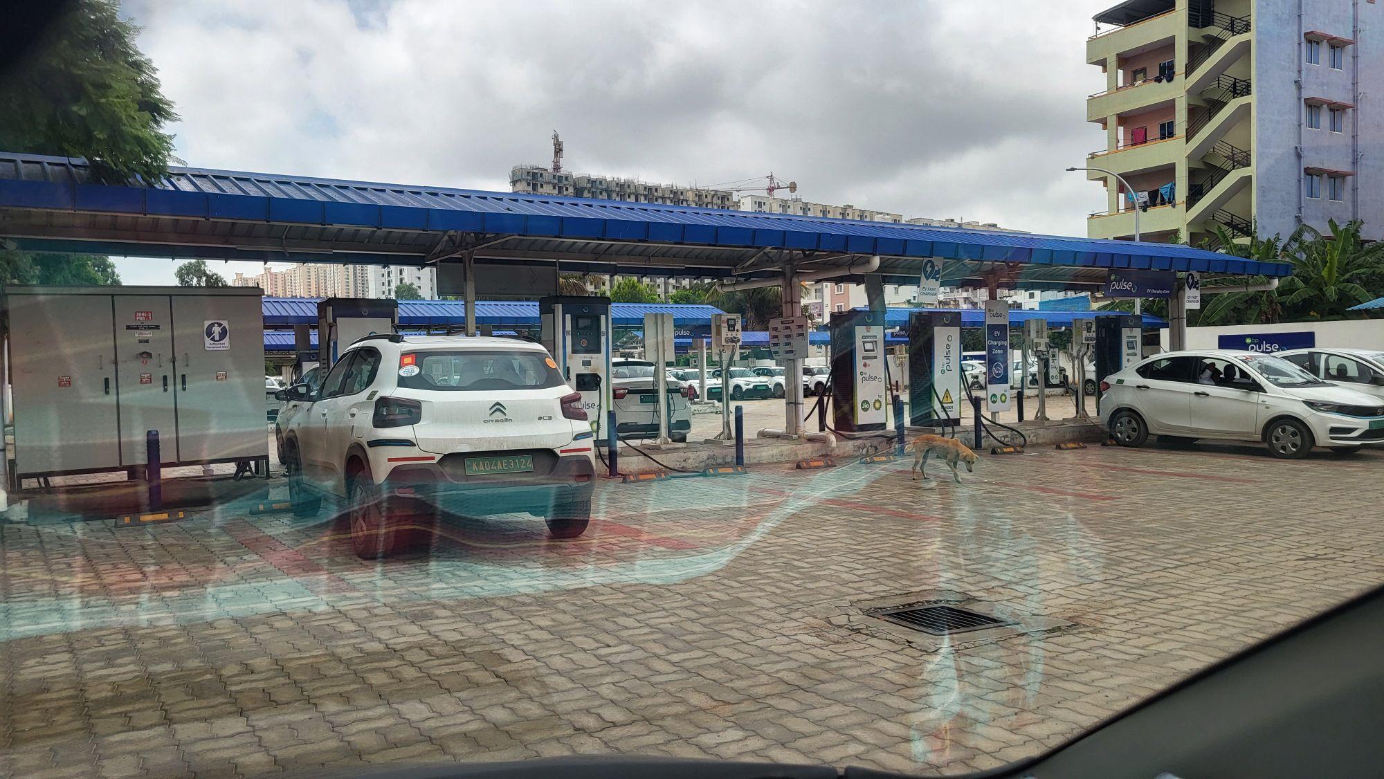 Jio BP Pulse Charging Hub Electronic City Phase-1 | Bengaluru, KA | EV ...