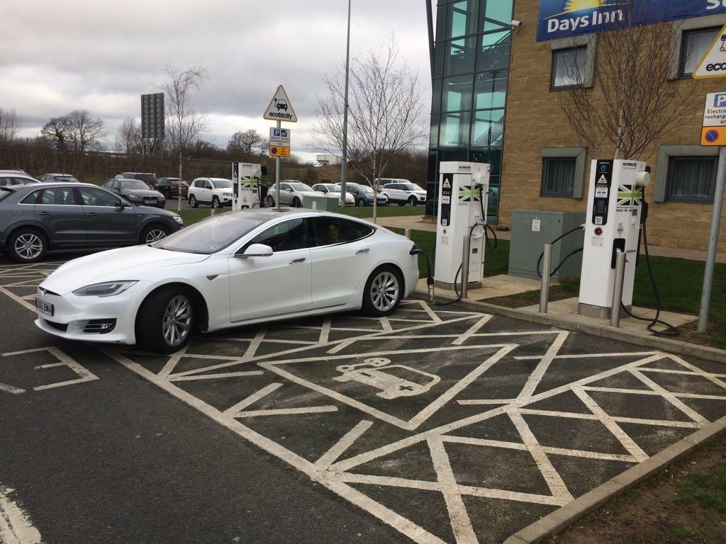 Wetherby Services A1(M) | Moto Services, A1(M) Motorway Jct 46 ...