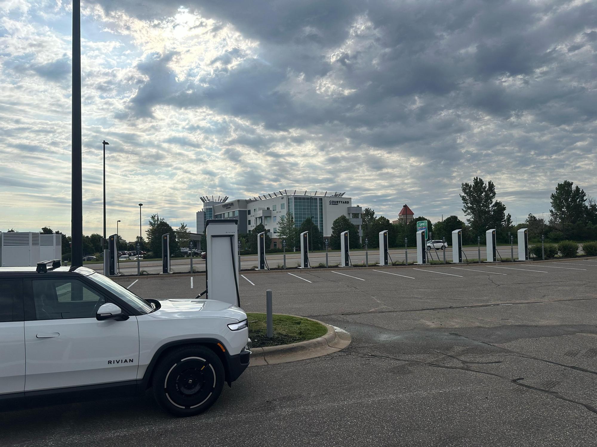 The Shoppes at Arbor Lakes | Maple Grove, MN | EV Station
