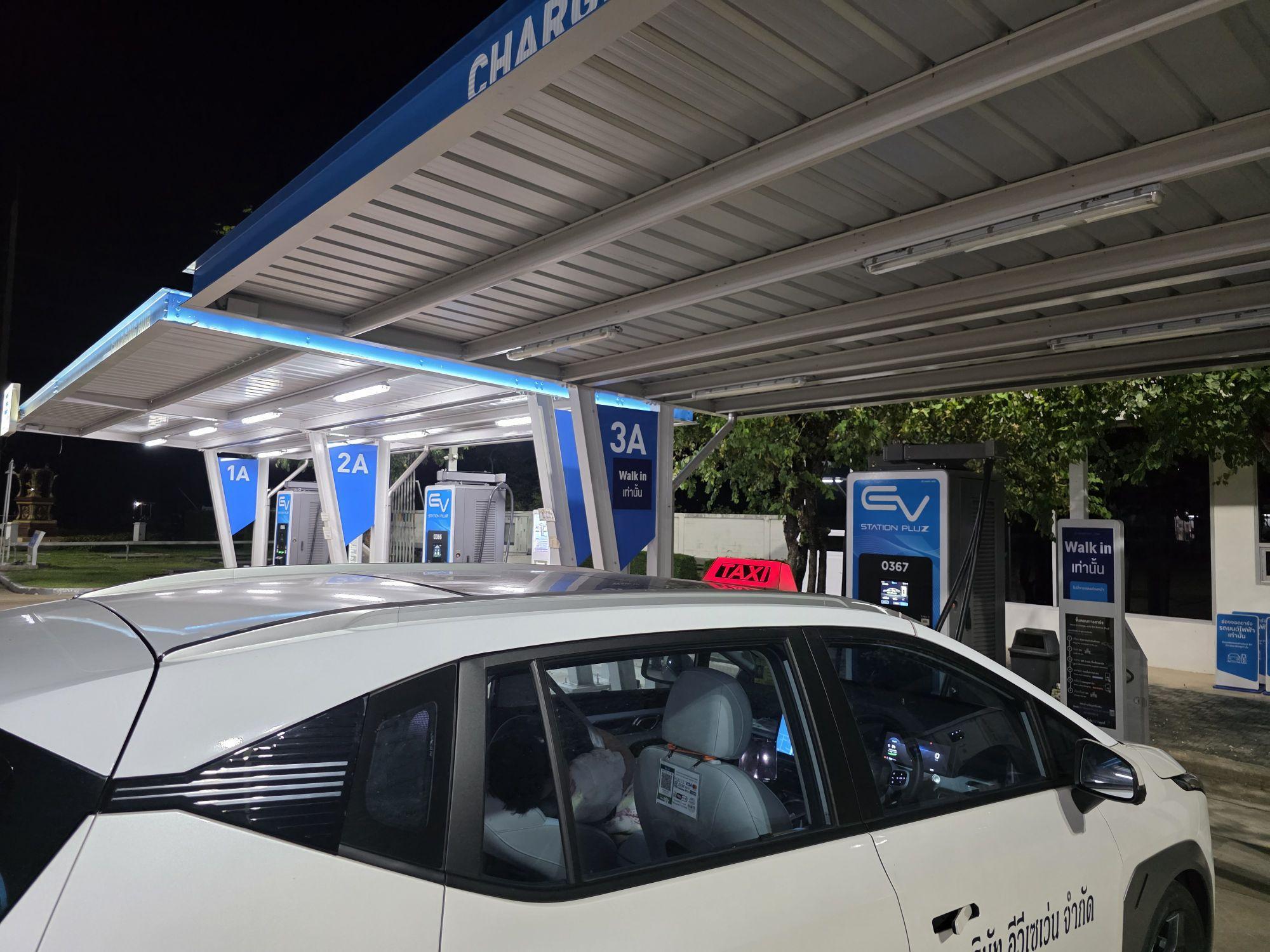 PTT Station Khanu Woralaksaburi | ตำบลโค้งไผ่, จ.กำแพงเพชร | EV Station