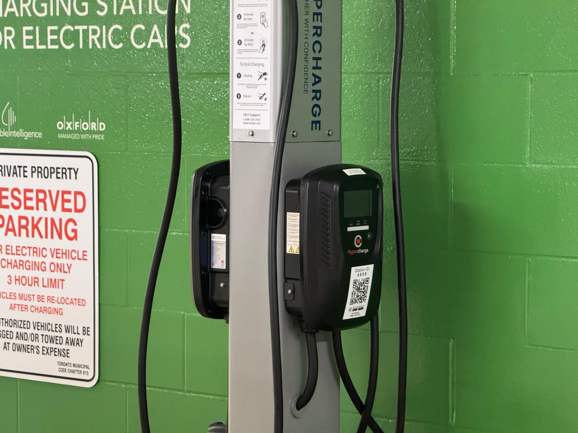 RBC Waterpark Place | Toronto, ON | EV Station