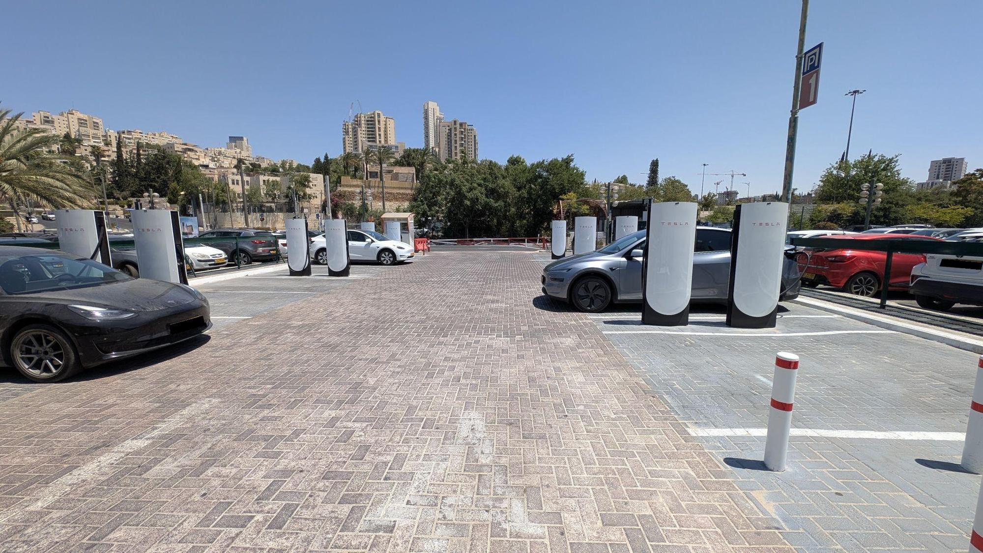 Malcha Shopping Mall | Jerusalem, Jerusalem District | EV Station