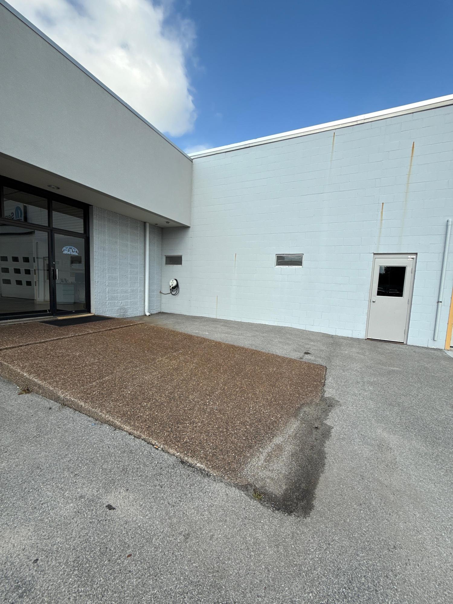 Key Auto Mall - Service | Moline, IL | EV Station