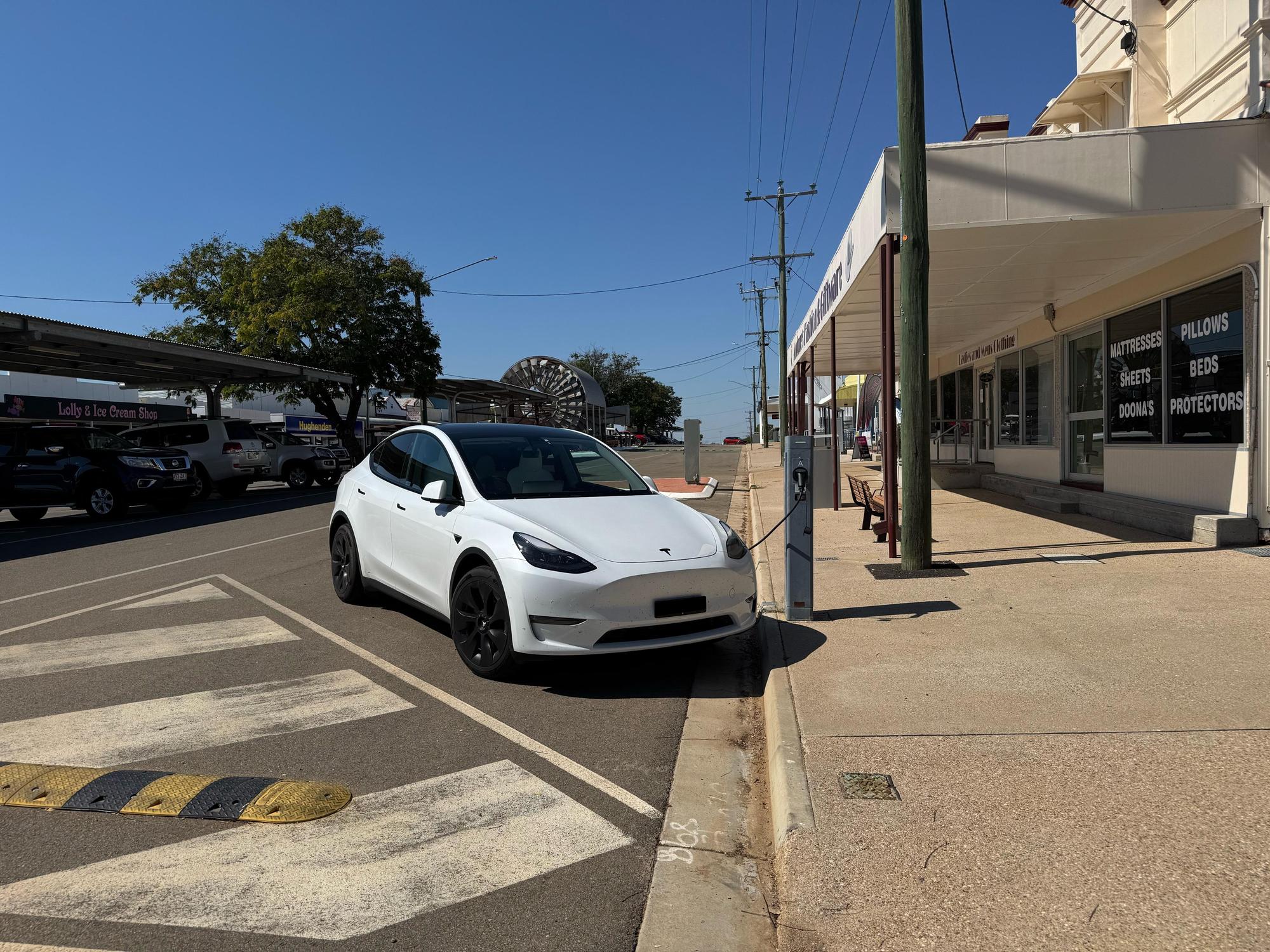 Flinders Shire Public Library | Hughenden, QLD | EV Station