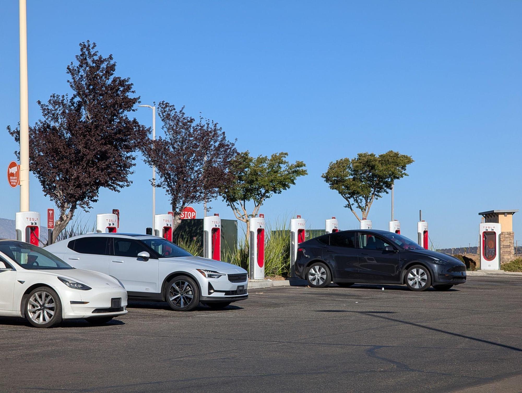 Target Hesperia, CA (1) | Hesperia, CA | EV Station