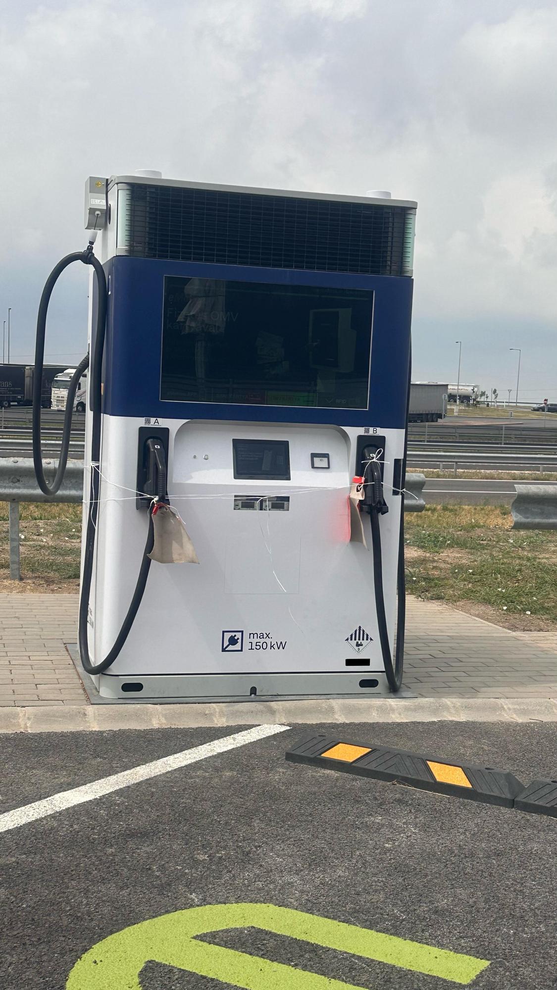 OMV Dunaújváros | Dunaújváros, Dunaújváros, M6 autópálya 70+100 km.sz ...