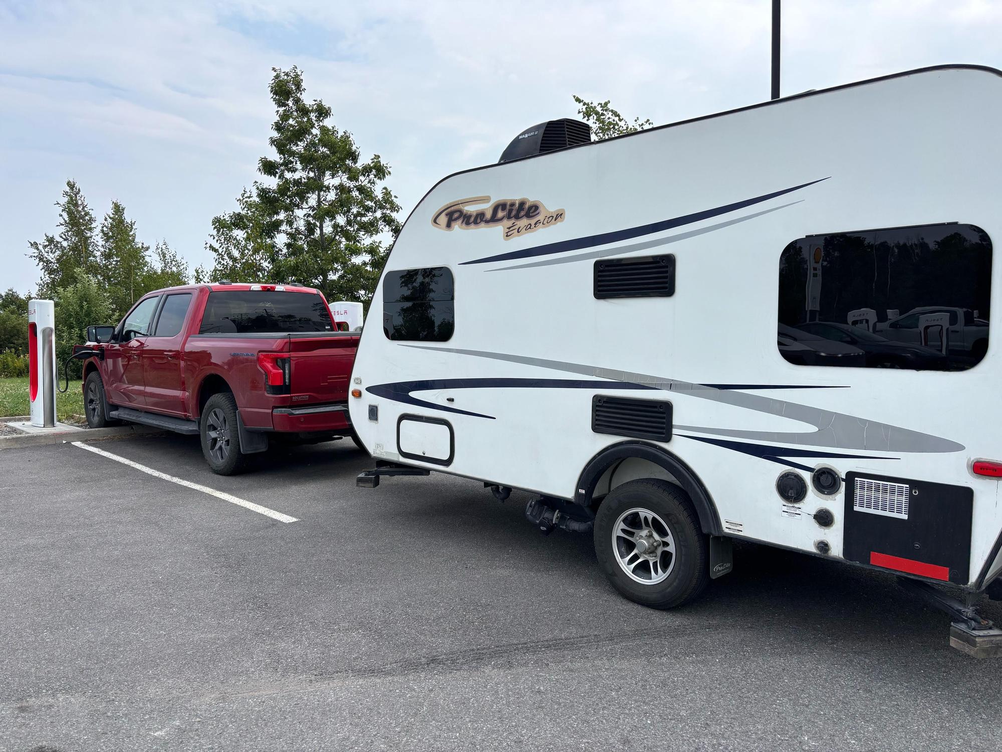 Shell Halte De La Seigneurie (2) | Saint-Roch-des-Aulnaies, QC | EV Station