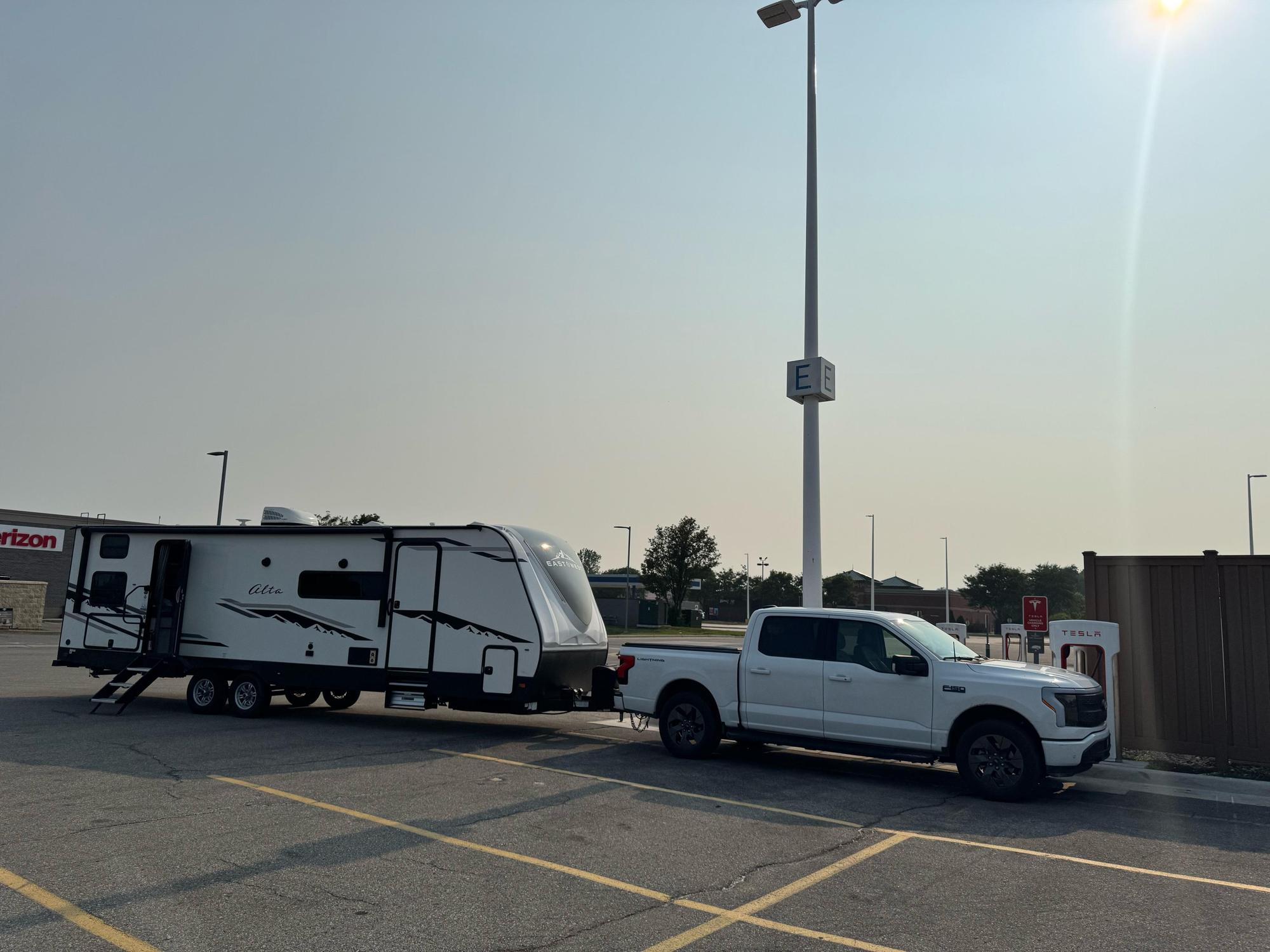 Meijer | Taylor, MI | EV Station