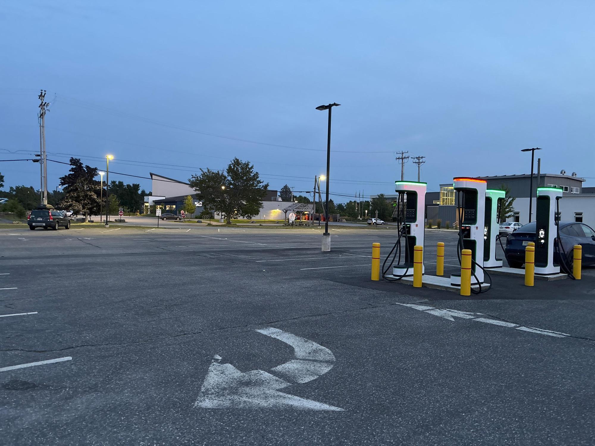 11 Seahawk Ave Parking Lot (1) | Brunswick, ME | EV Station