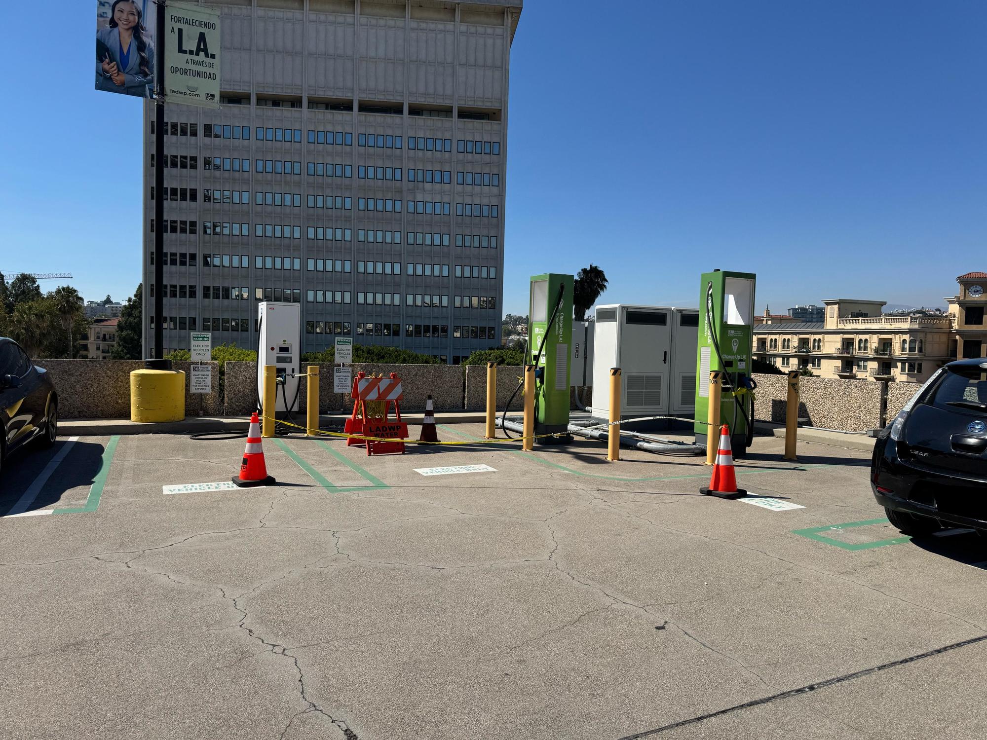 LADWP John Ferraro Building | Los Angeles, CA | EV Station