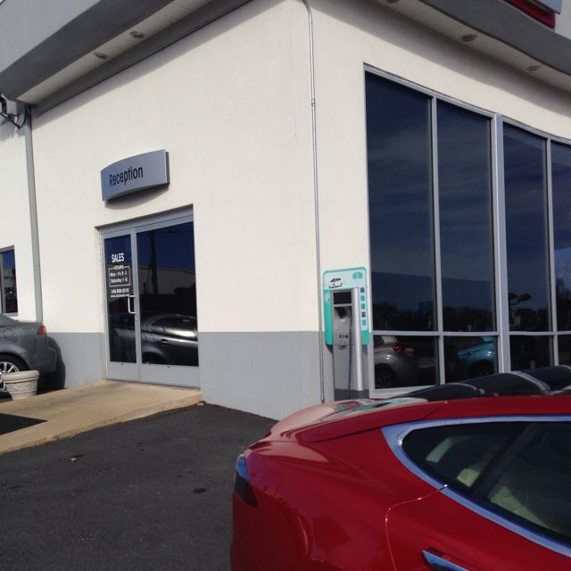 Shirlie Slack Mitsubishi | Fredericksburg, VA | EV Station
