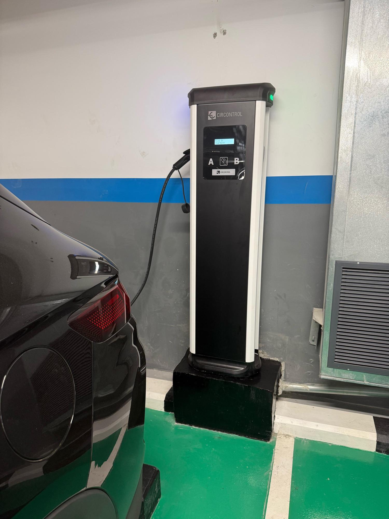 Symphony mall parking charging station | 83WM+MP6, Salmiya, Kuwait | EV ...