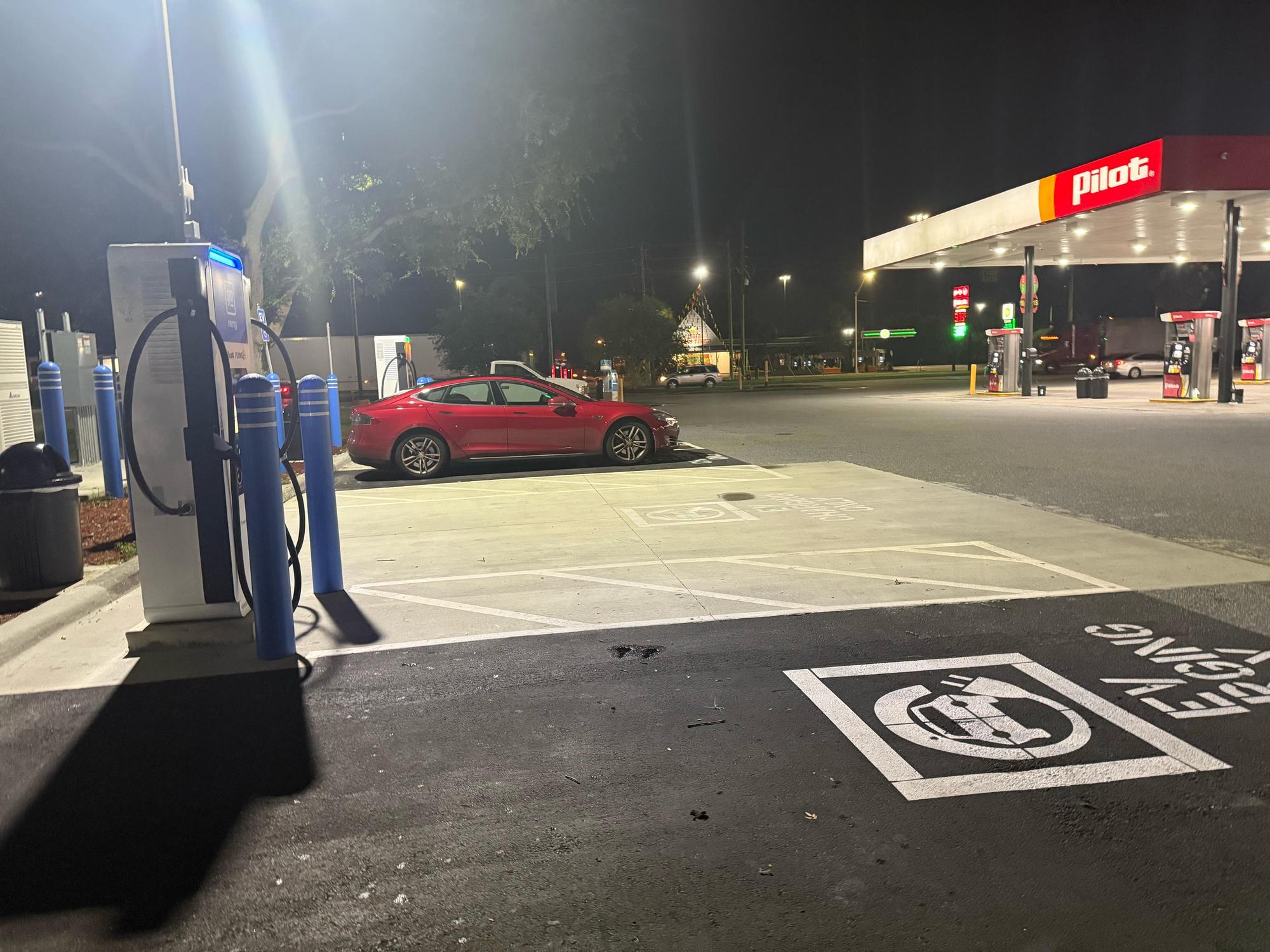 Pilot Travel Center Ocala | Ocala, FL | EV Station