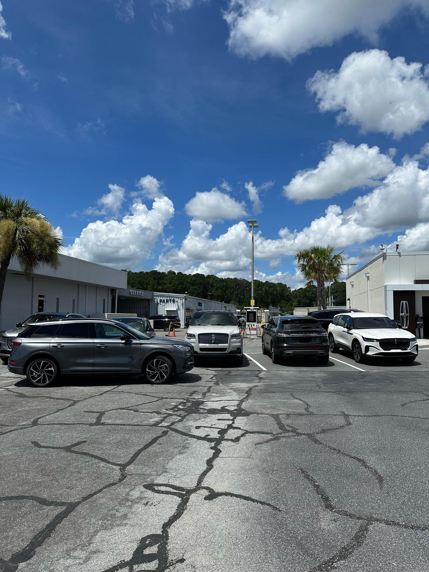 J.C. Lewis Ford Savannah | Savannah, GA | EV Station