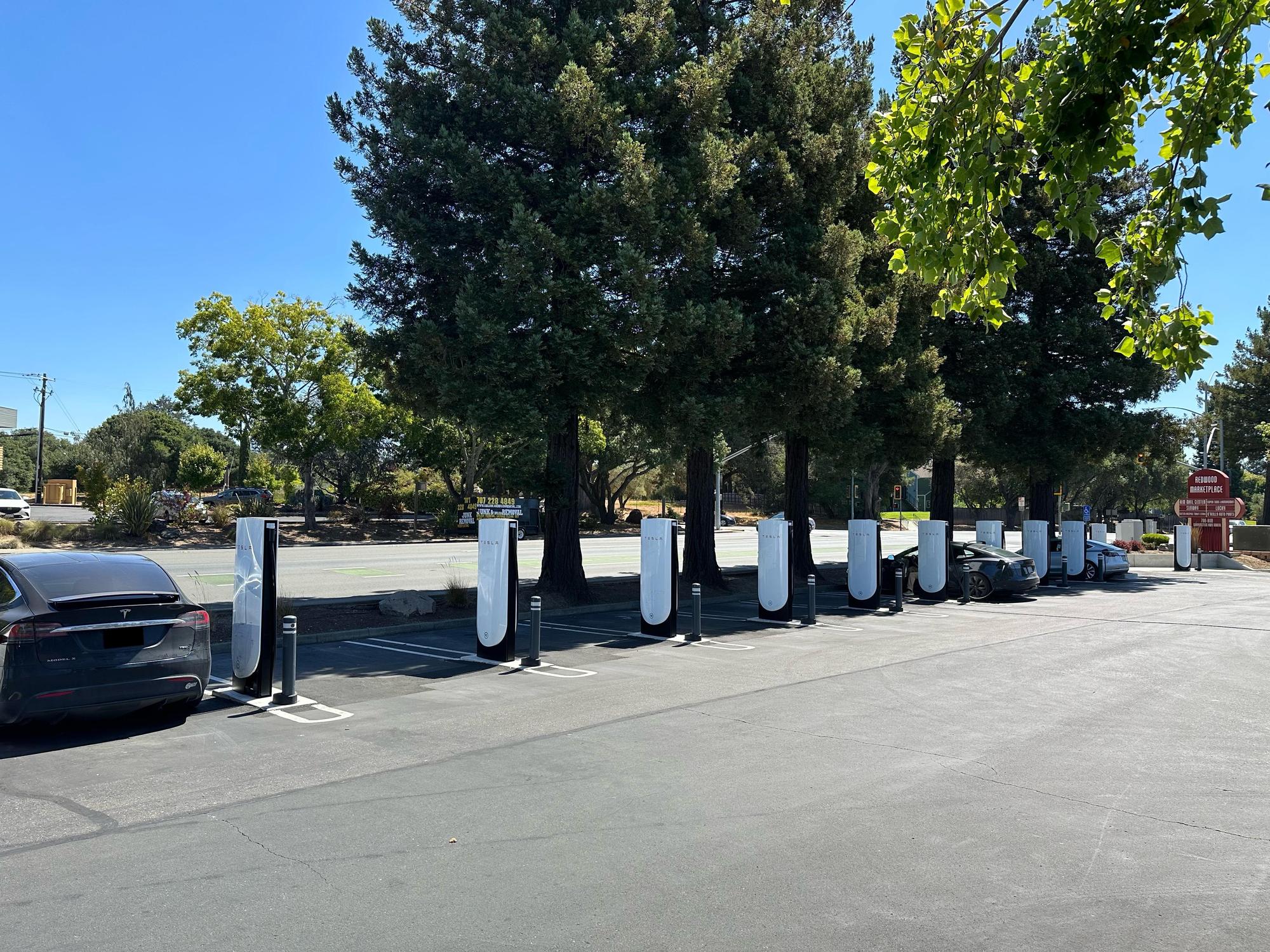 Subway | Sebastopol, CA | EV Station