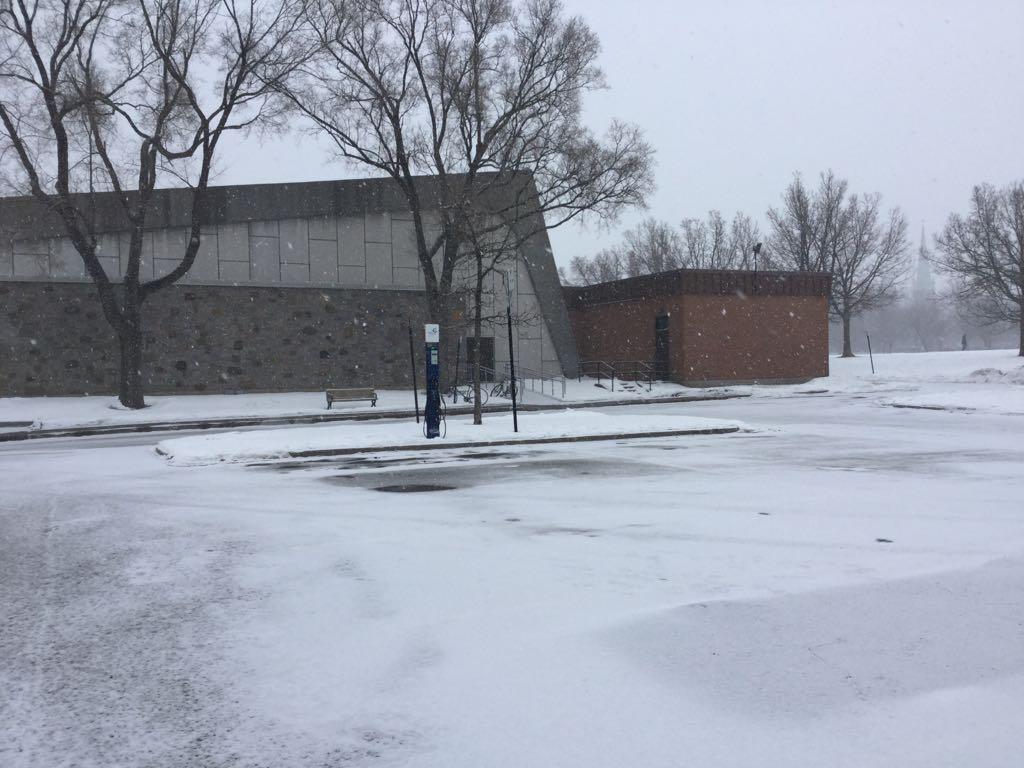 Centre sportif Jean-Rougeau | Montréal, QC | EV Station
