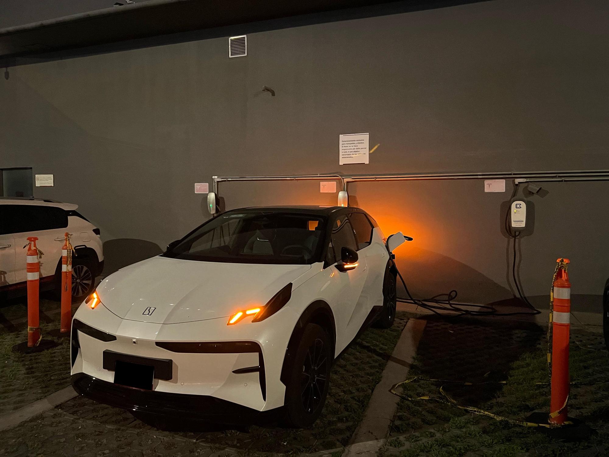 Fiesta Inn Queretaro Centro Sur | Santiago de Querétaro, Qro. | EV Station