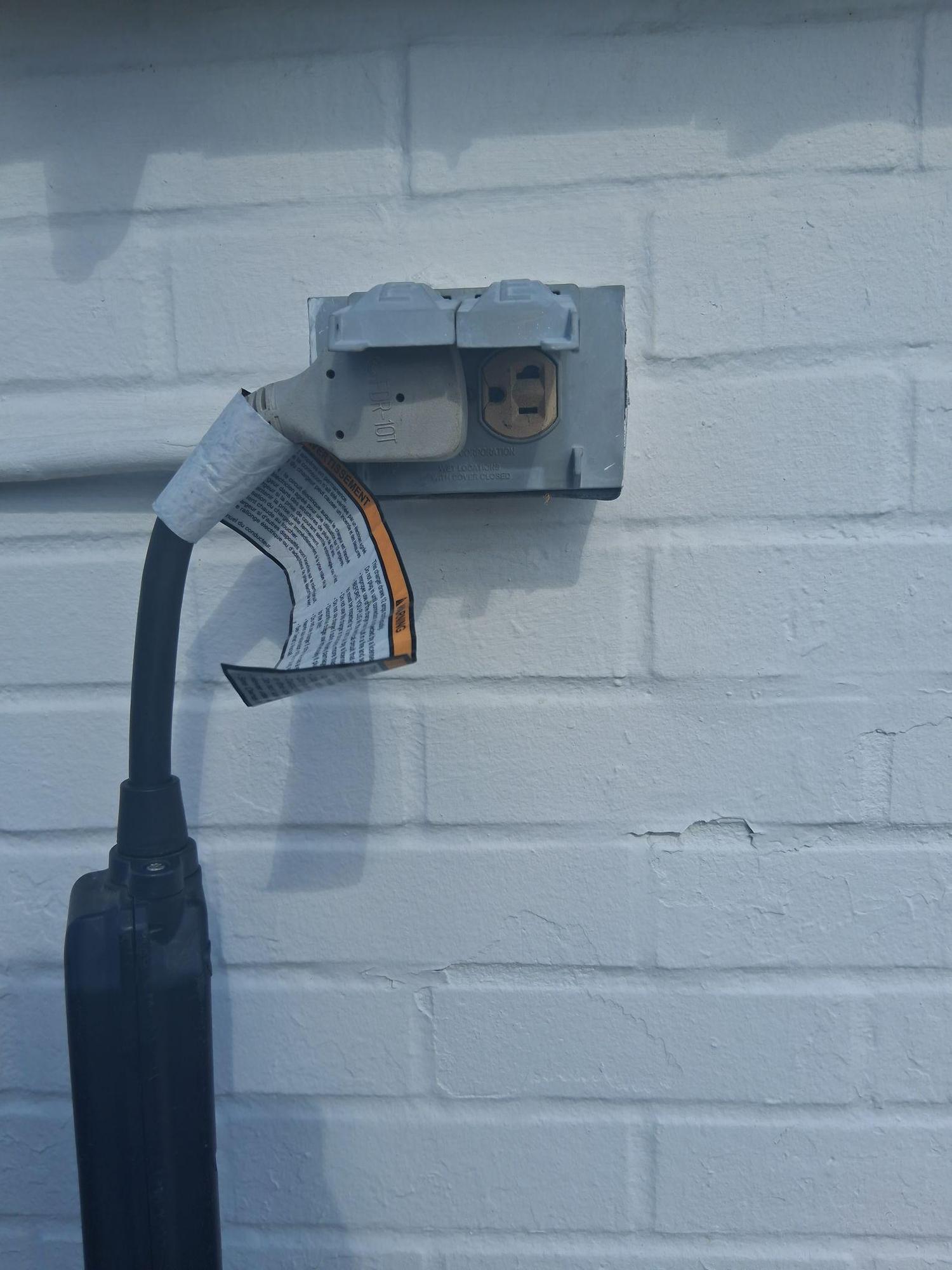 Nitro G station charger | Chicago, IL | EV Station