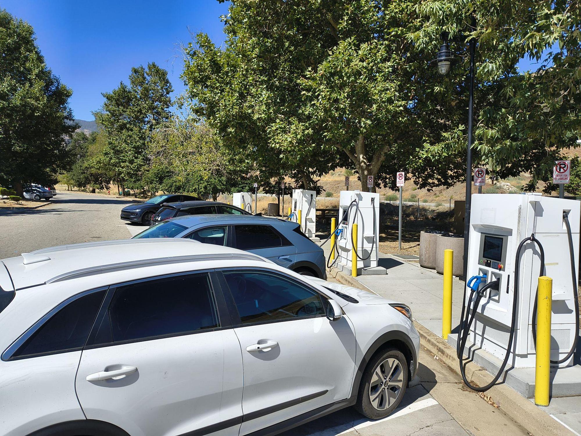 Tejon Pass Rest Area - Southbound | Lebec, CA | EV Station