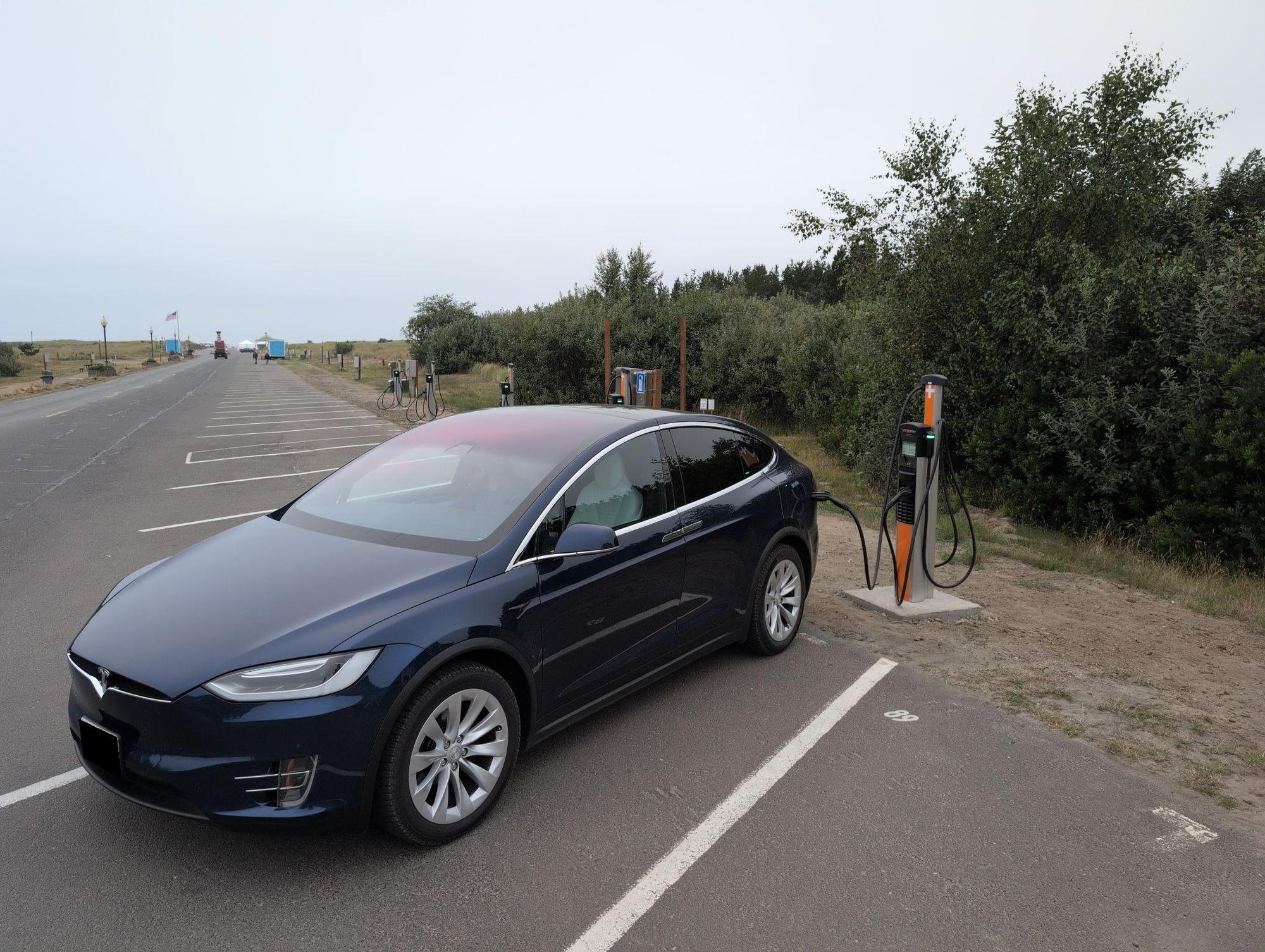 250 Bolstad W | Long Beach, WA | EV Station