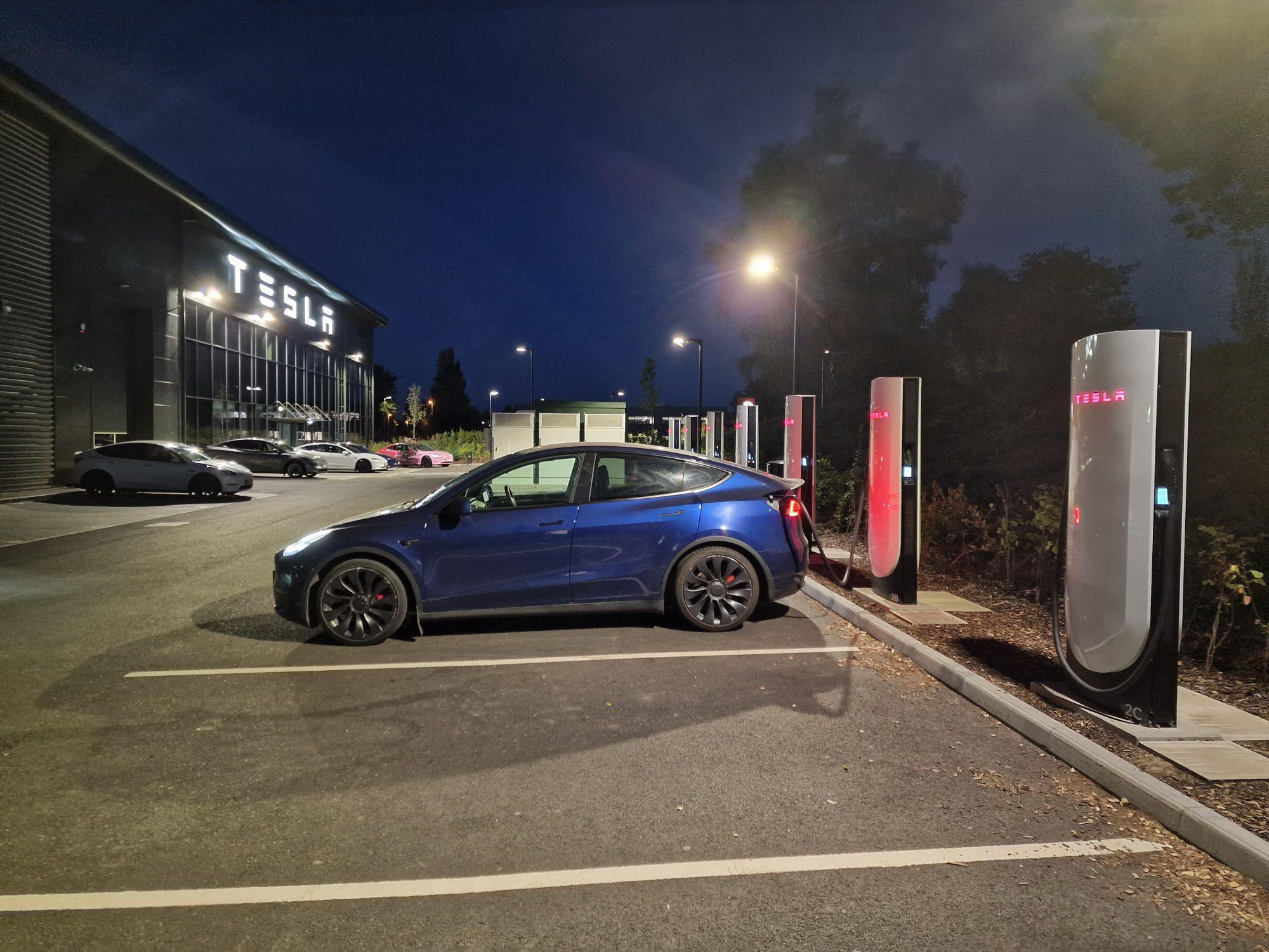 Saxon Way Car Park | Bar Hill, England | EV Station
