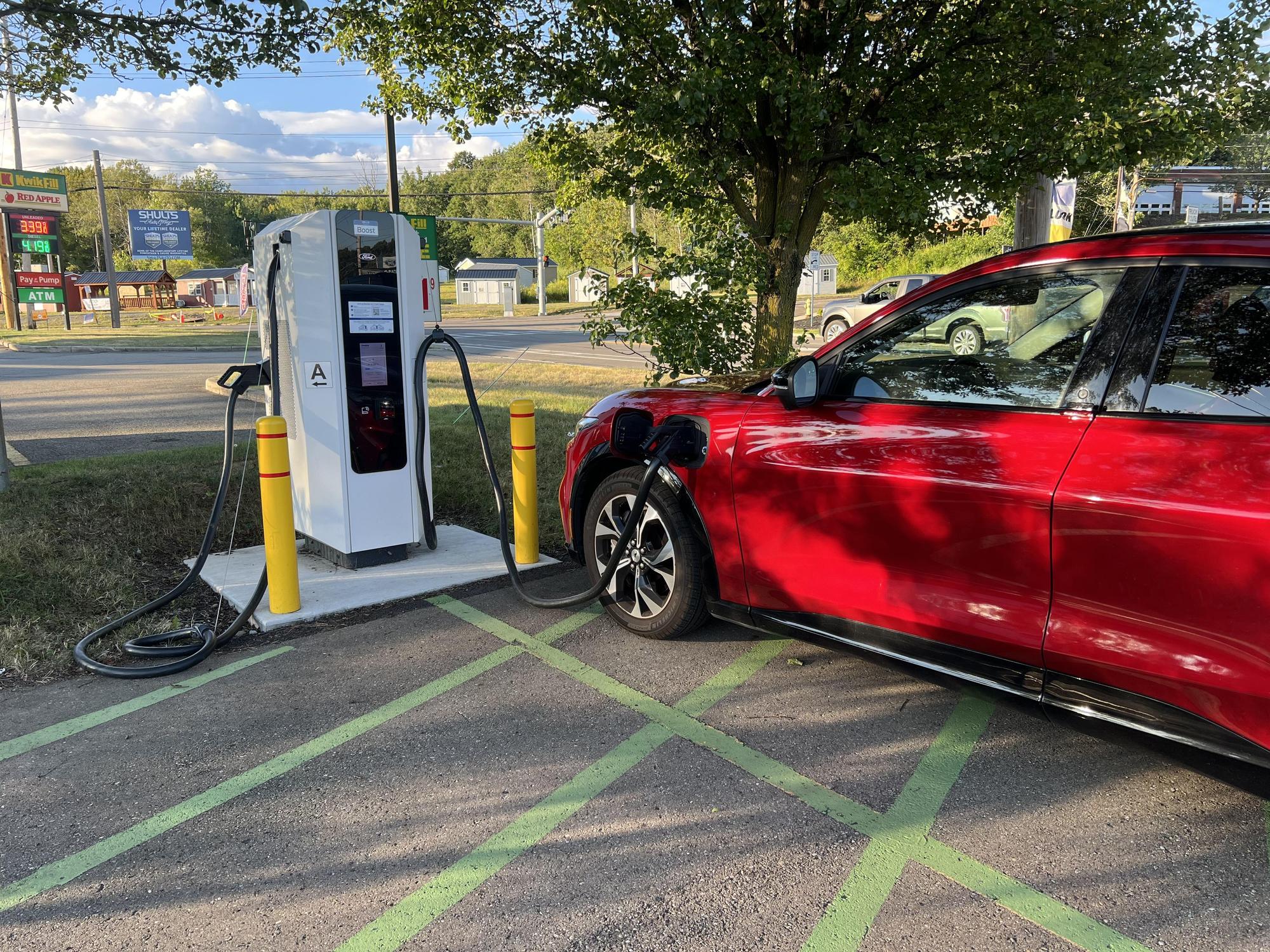 Ed Shults Ford | Jamestown, NY | EV Station