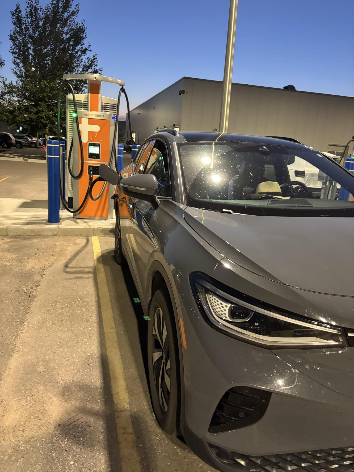 Birchwood Ford on Regent | Winnipeg, MB | EV Station