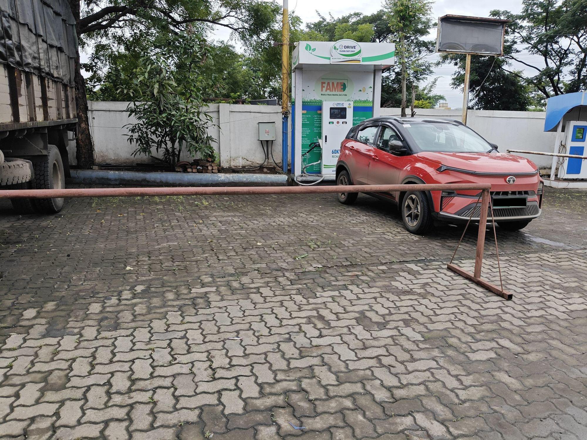 BPCL eDrive S N Laddha Petroleum 10th Mile | Vijay Nagar, MH | EV Station