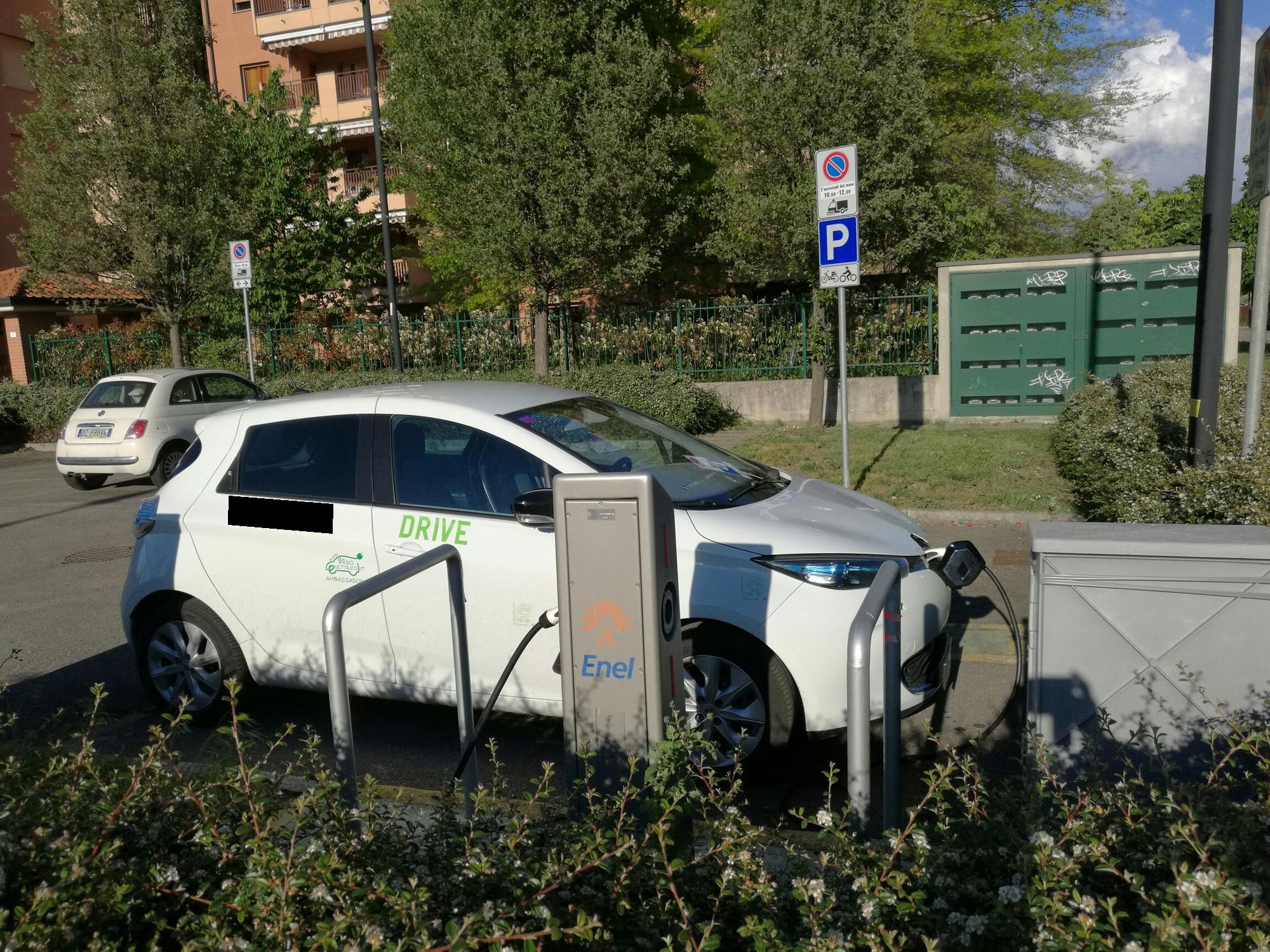 Il Bar Del Centro Parco | Segrate, Lombardia | EV Station