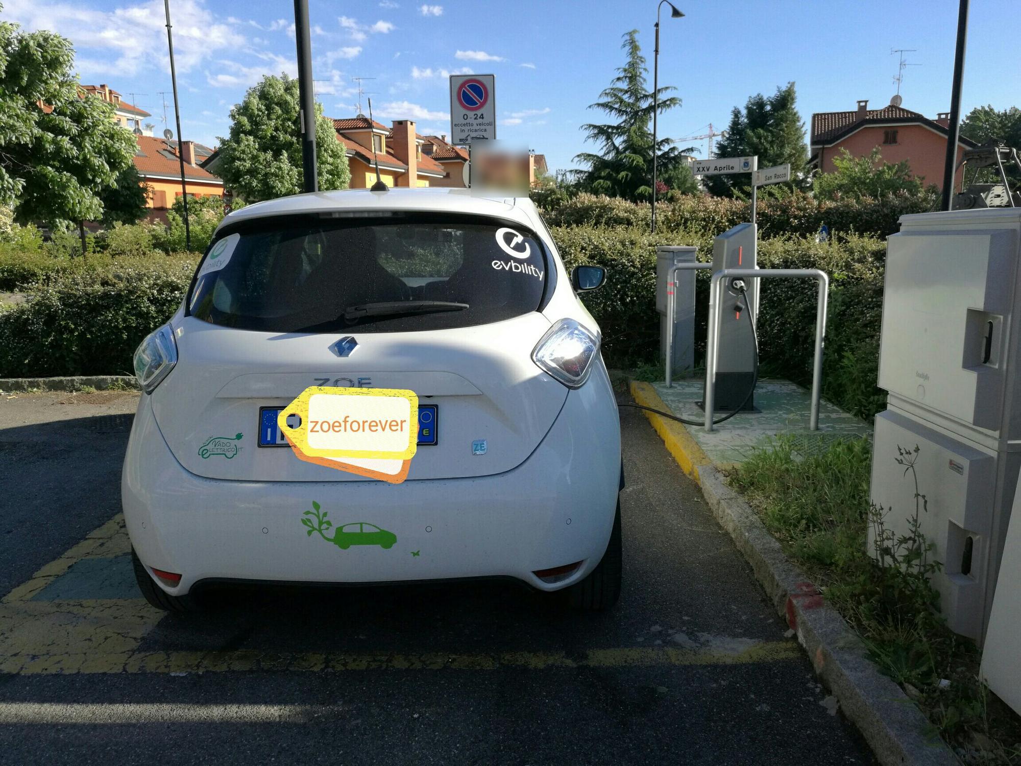 Il Bar Del Centro Parco | Segrate, Lombardia | EV Station