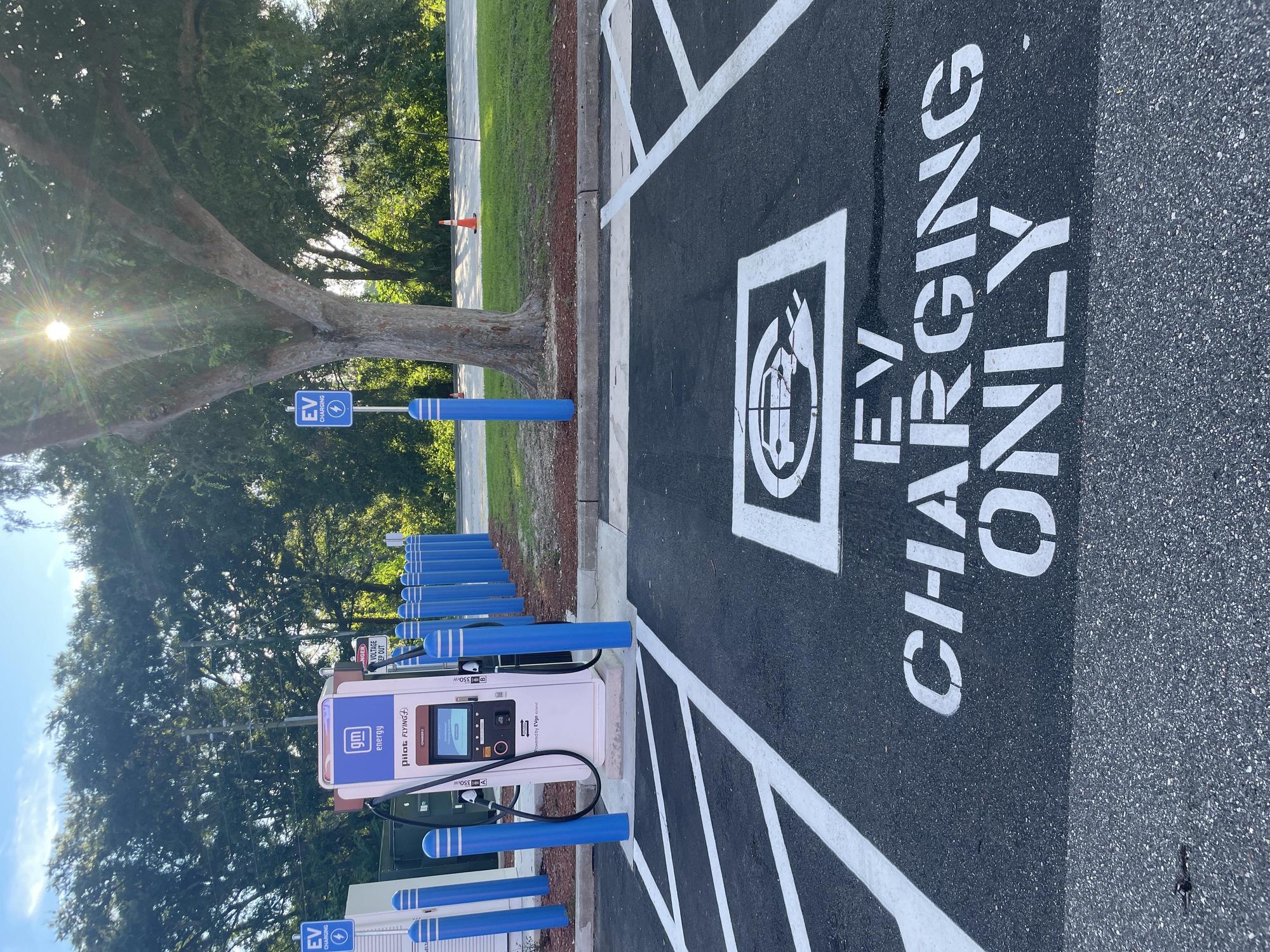 Pilot Travel Center Ocala | Ocala, FL | EV Station