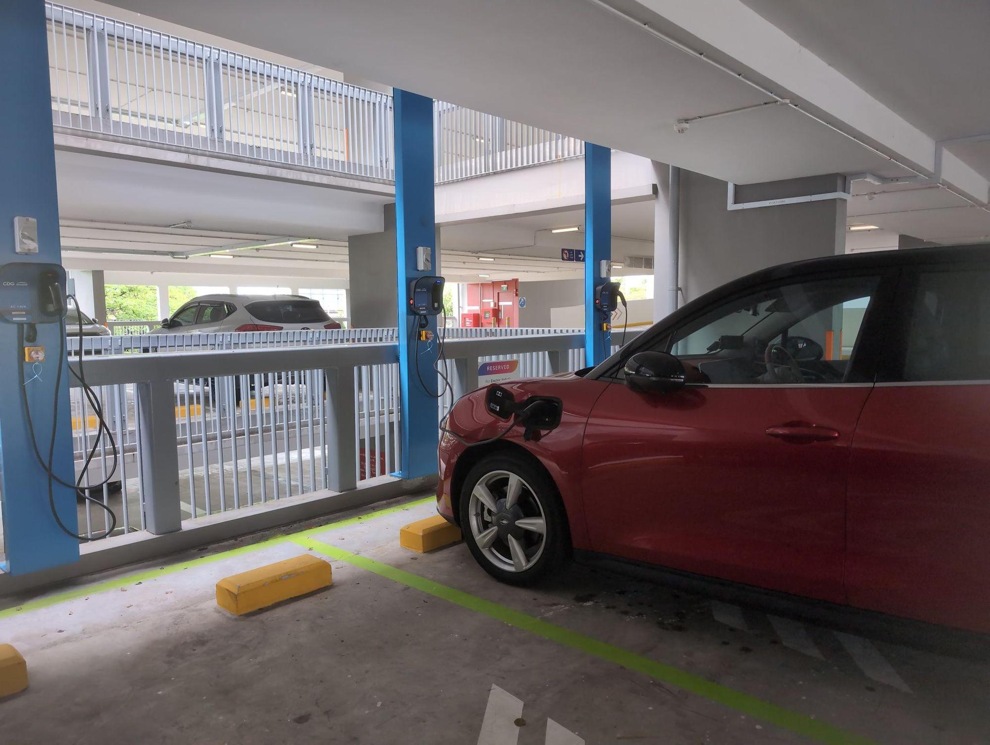CDG: Blk 237 Boon Lay Drive | 237 Boon Lay Dr, Singapore 641237 | EV ...
