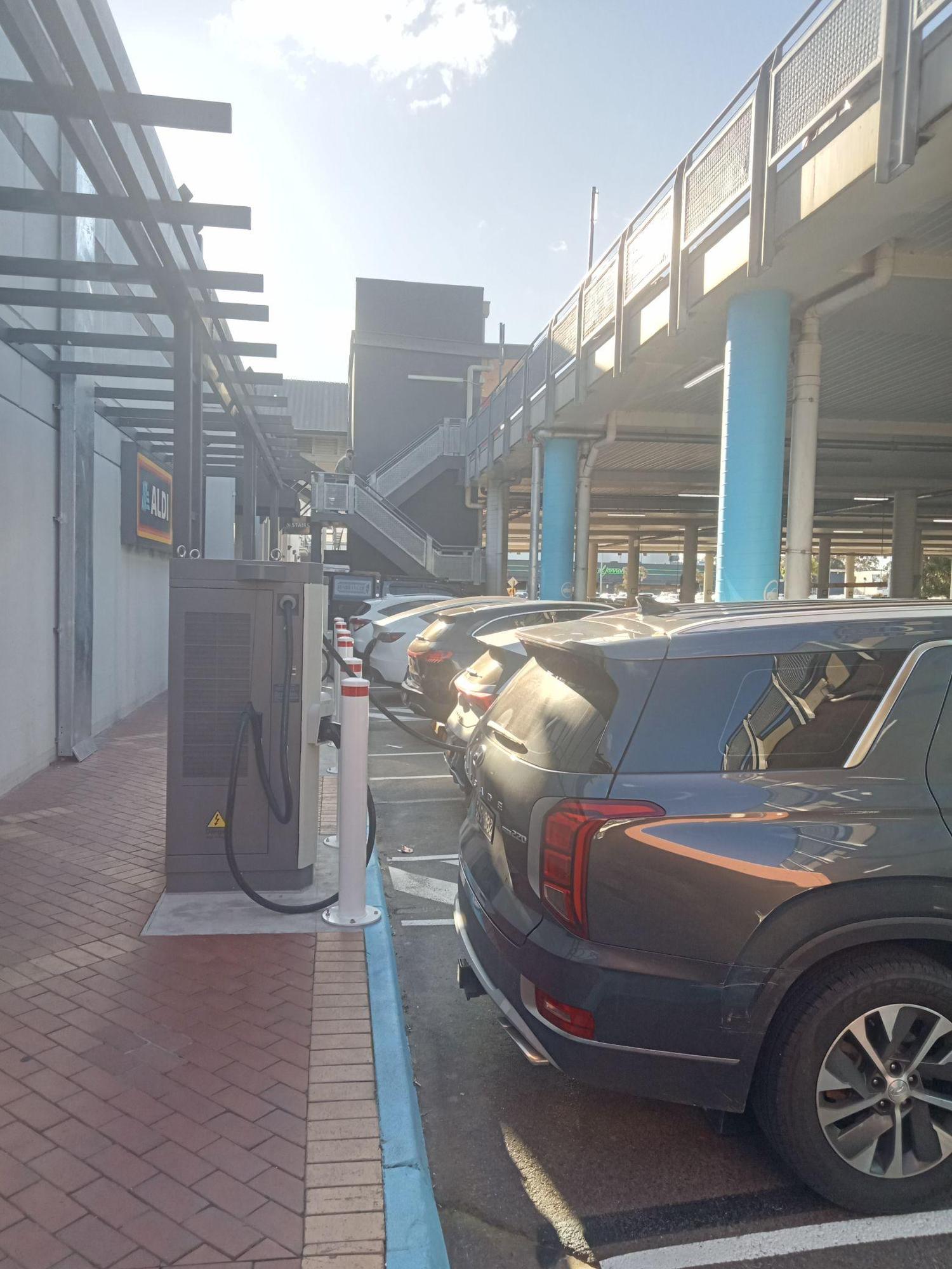 Broadmeadows Central | Broadmeadows, VIC | EV Station