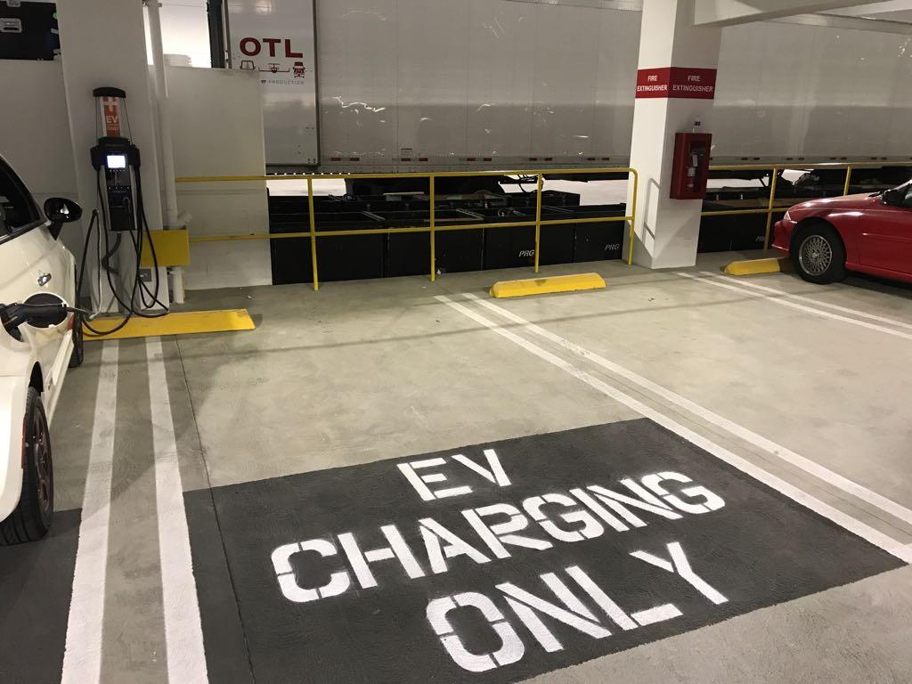 USC - Shrine Parking Structure | Los Angeles, CA | EV Station