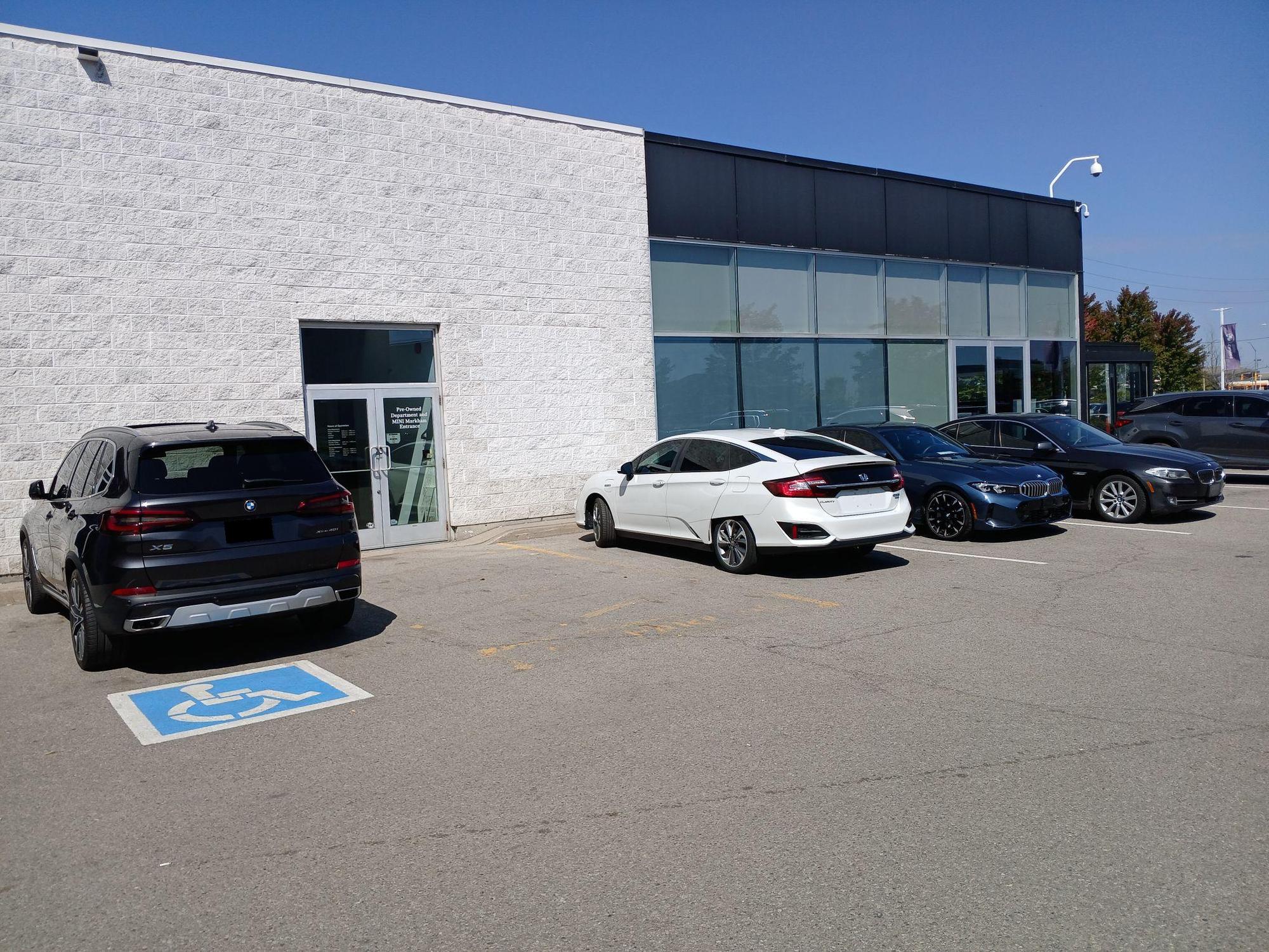 BMW Markham (1) | Markham, ON | EV Station